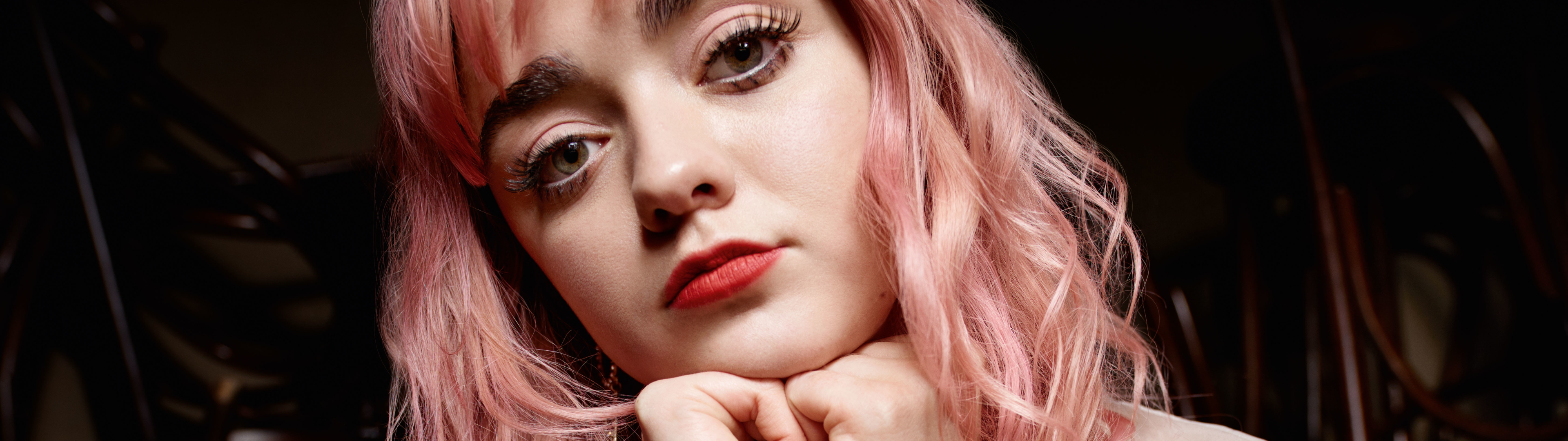 3840x1080 Resolution 2019 Cute Maisie Williams 3840x1080 Resolution ...