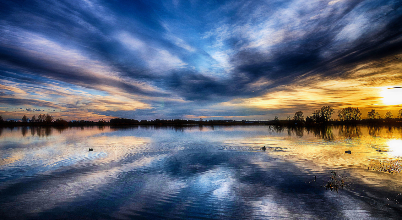 1280x700 Resolution 4K Beautiful Sunrise Reflection 1280x700 Resolution ...