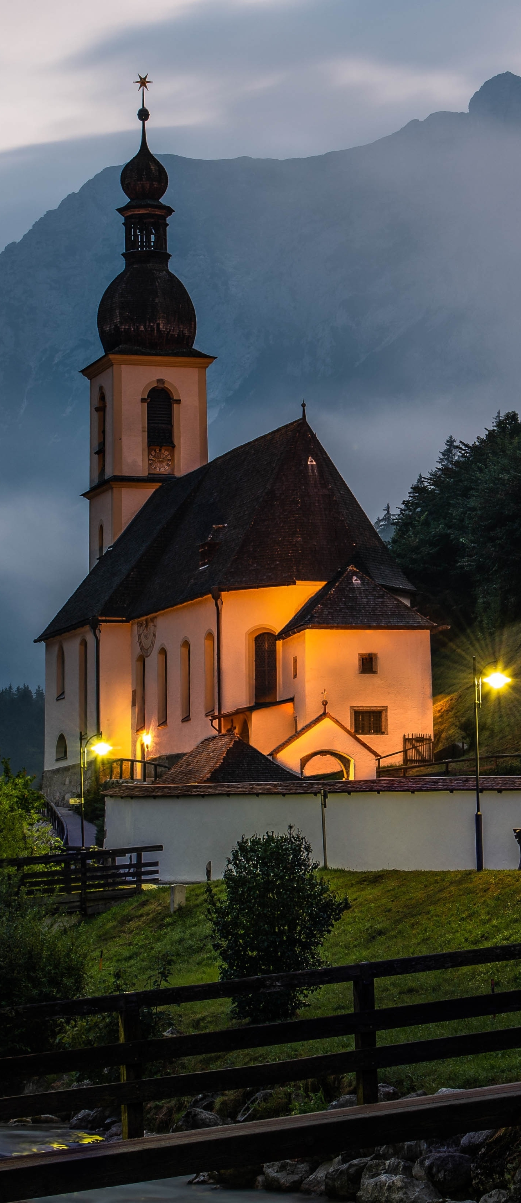 1664x3840 Resolution 4K Church in Austria 1664x3840 Resolution ...