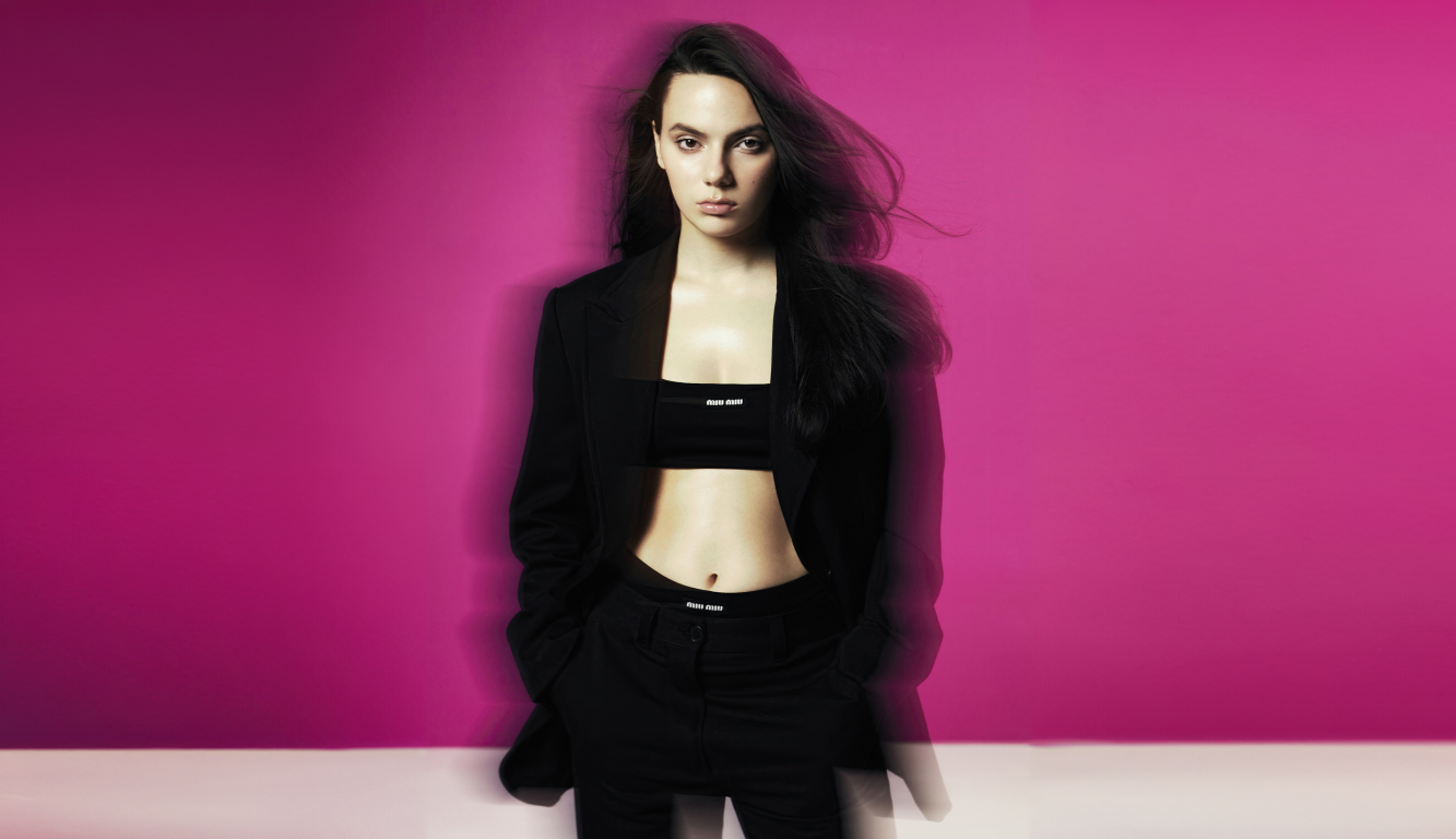1333x768 Resolution Actress Dafne Keen 2024 All Black 1333x768 ...