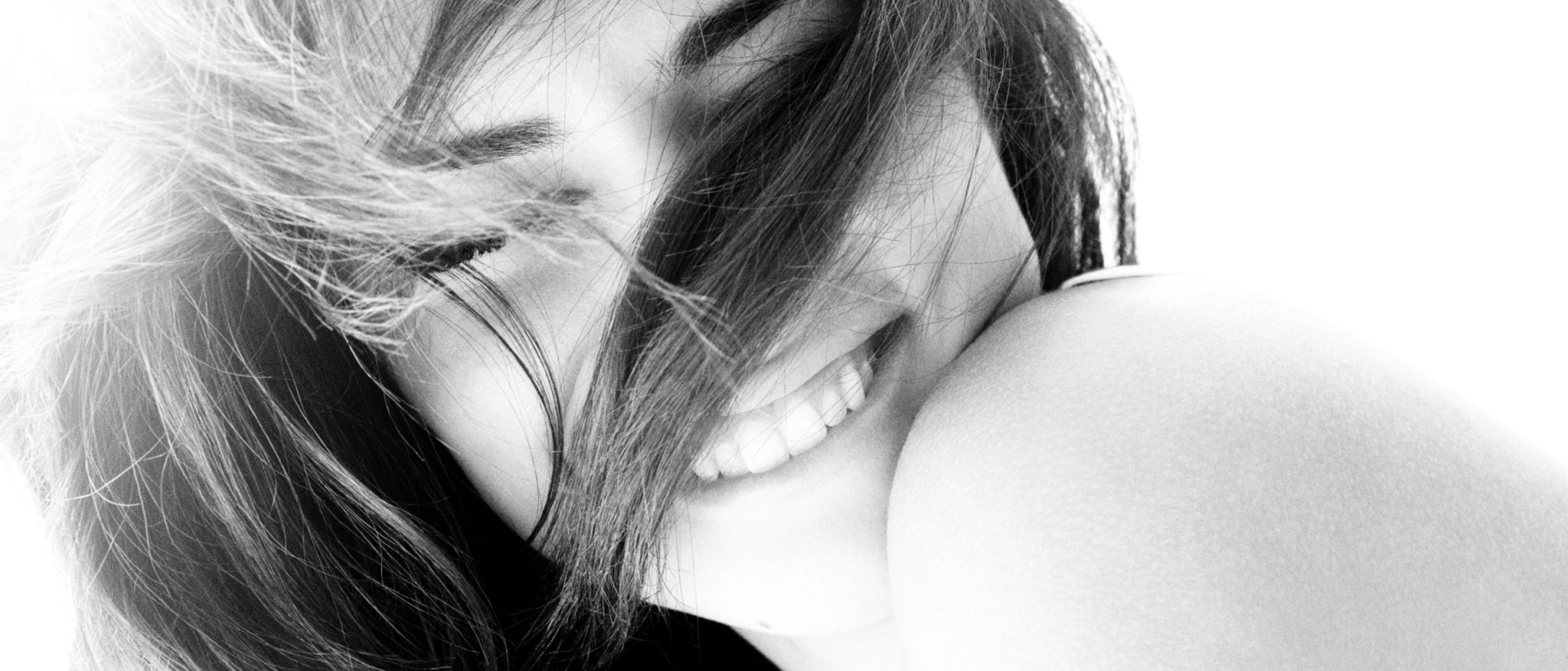 3840x1644 Resolution Adriana Lima Pretty Smile Wallpaper 3840x1644 ...