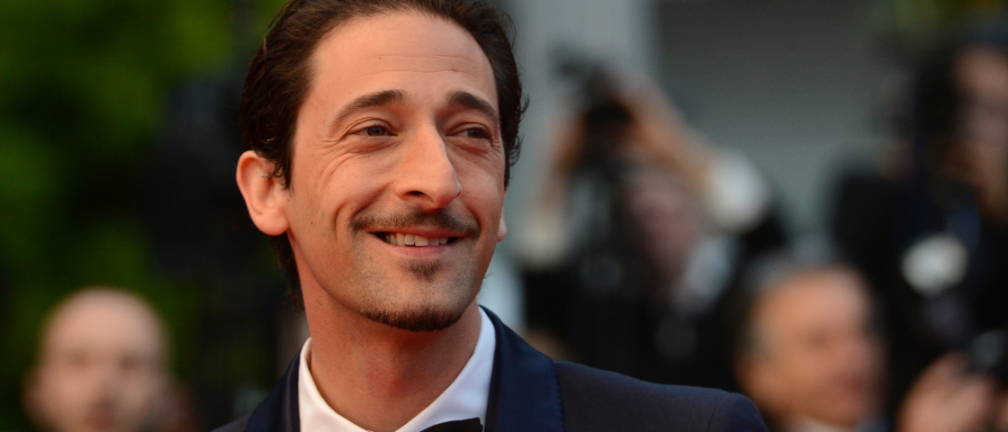 1120x480 Resolution Adrien Brody Smile Wallpapers HD 1120x480 ...
