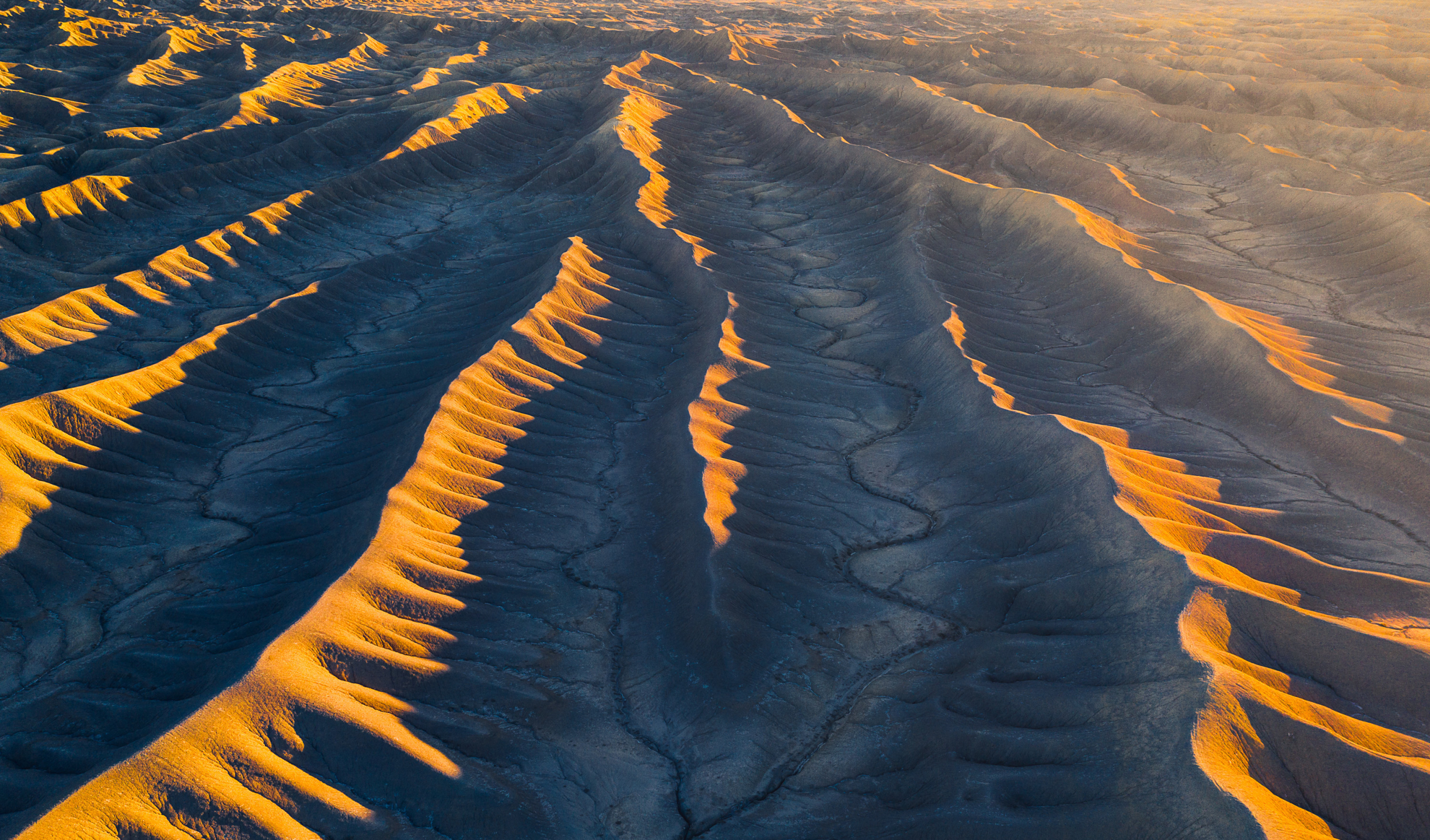 2450x1440 Resolution Aerial View From Utah Desert 2450x1440 Resolution ...