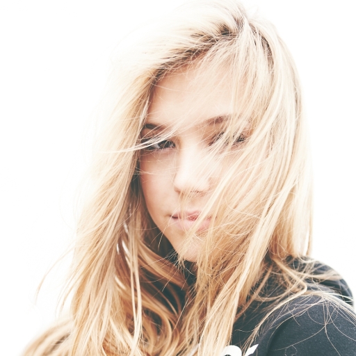 512x512 Resolution alexis ren, blonde, face 512x512 Resolution ...