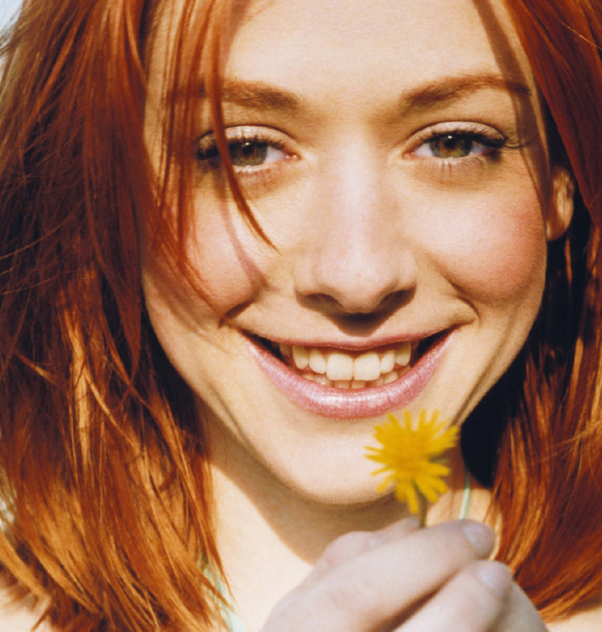 1980x2080 Resolution Alyson Hannigan Close Up Pics 1980x2080 Resolution ...