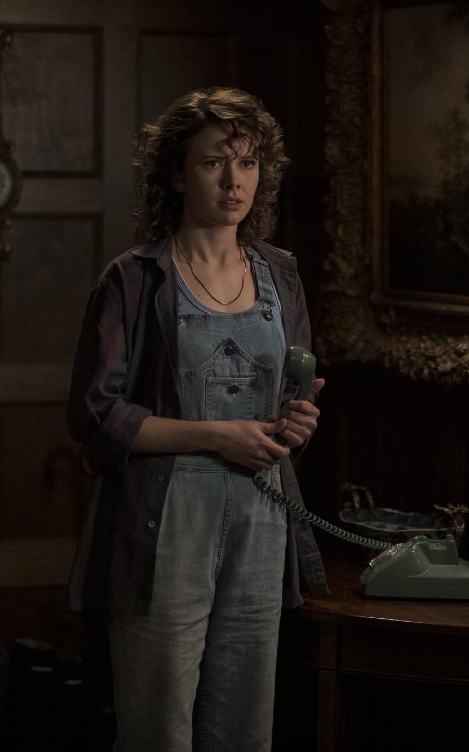 1848x2960 Amelia Eve in The Haunting of Bly Manor 1848x2960 Resolution ...