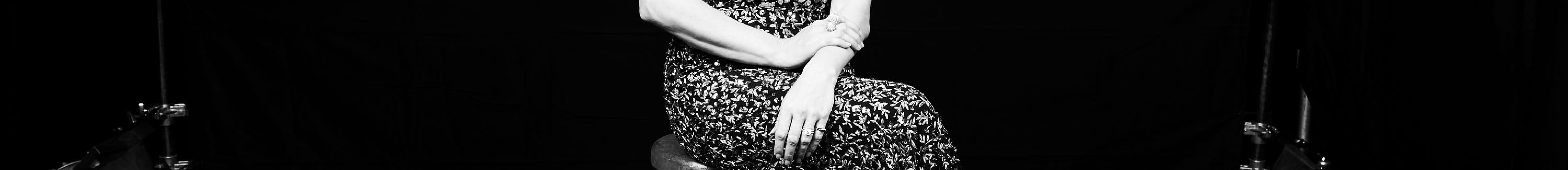 7680x832 Resolution Amy Adams Monochrome 7680x832 Resolution Wallpaper ...