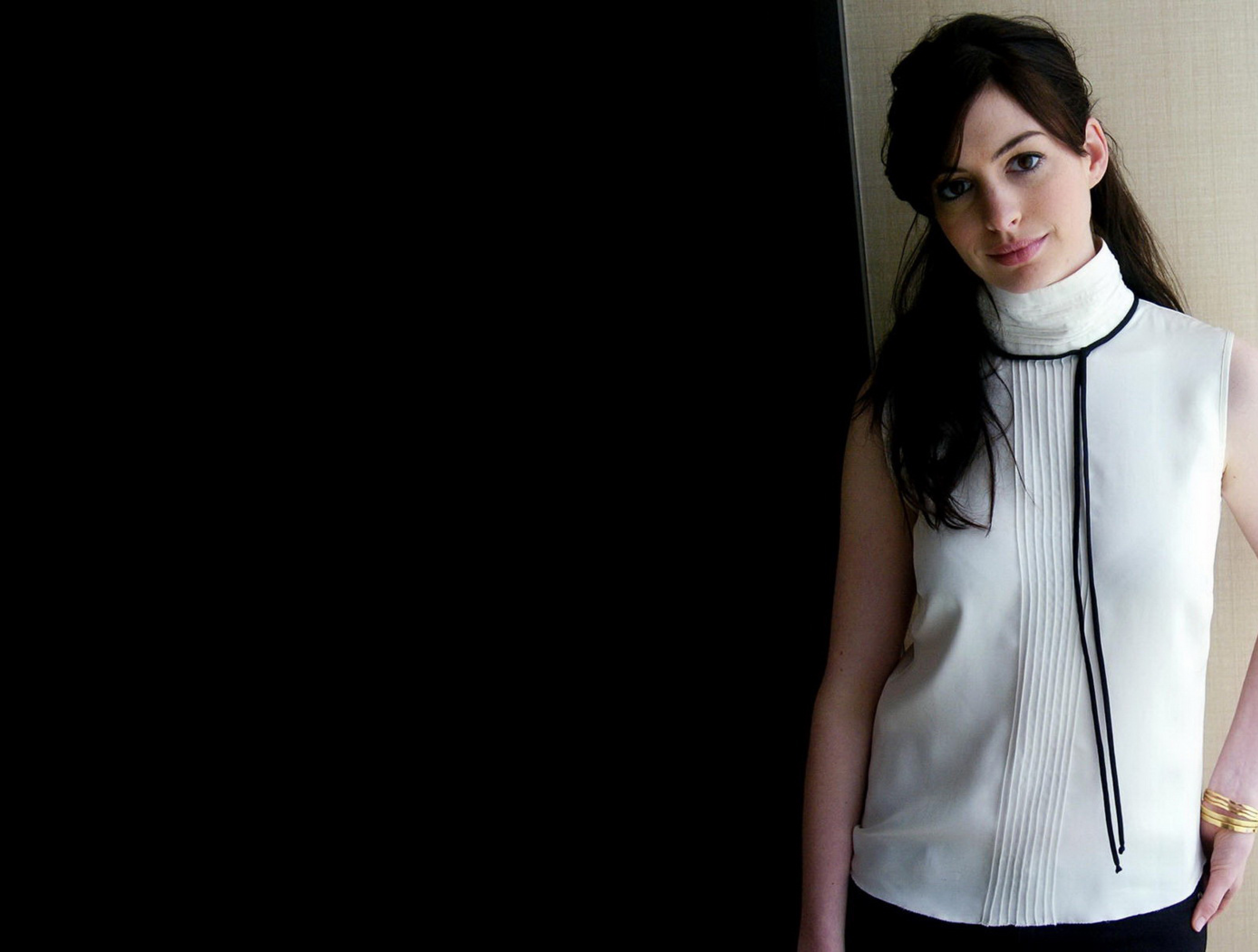 3840x2906 Resolution Anne Hathaway Beautiful Hd Pics 3840x2906 ...