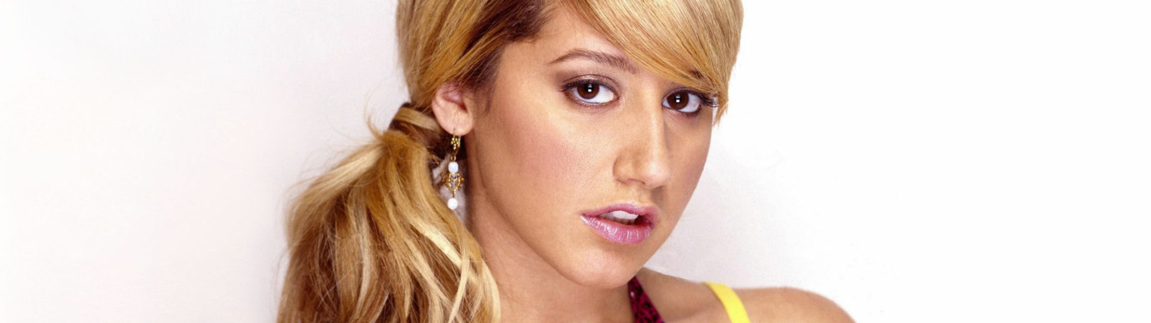 3840x1080 Resolution Ashley Tisdale Cute Hd Photos 3840x1080 Resolution ...