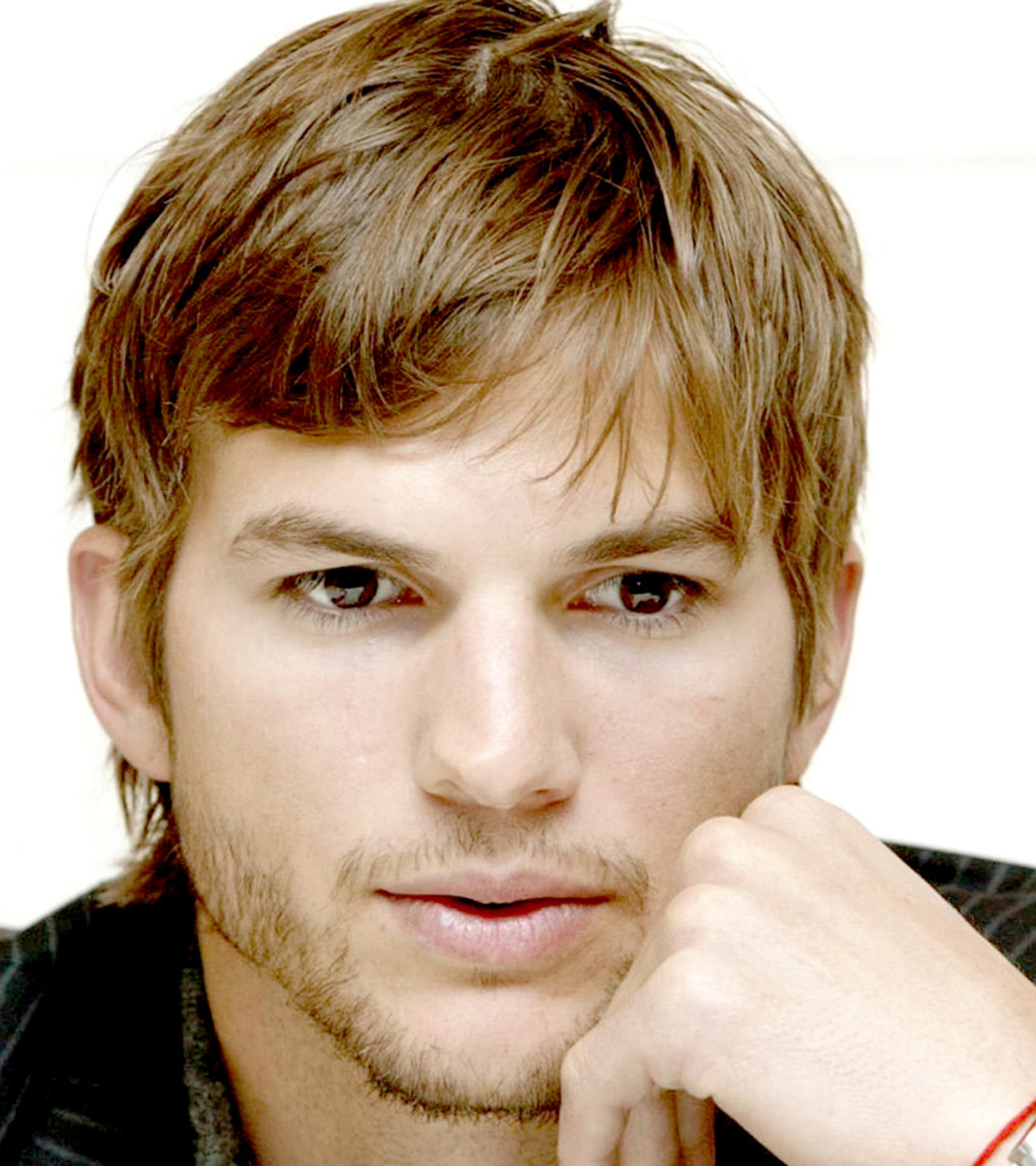 1920x2160 Ashton Kutcher Dashing Look wallpapers 1920x2160 Resolution ...