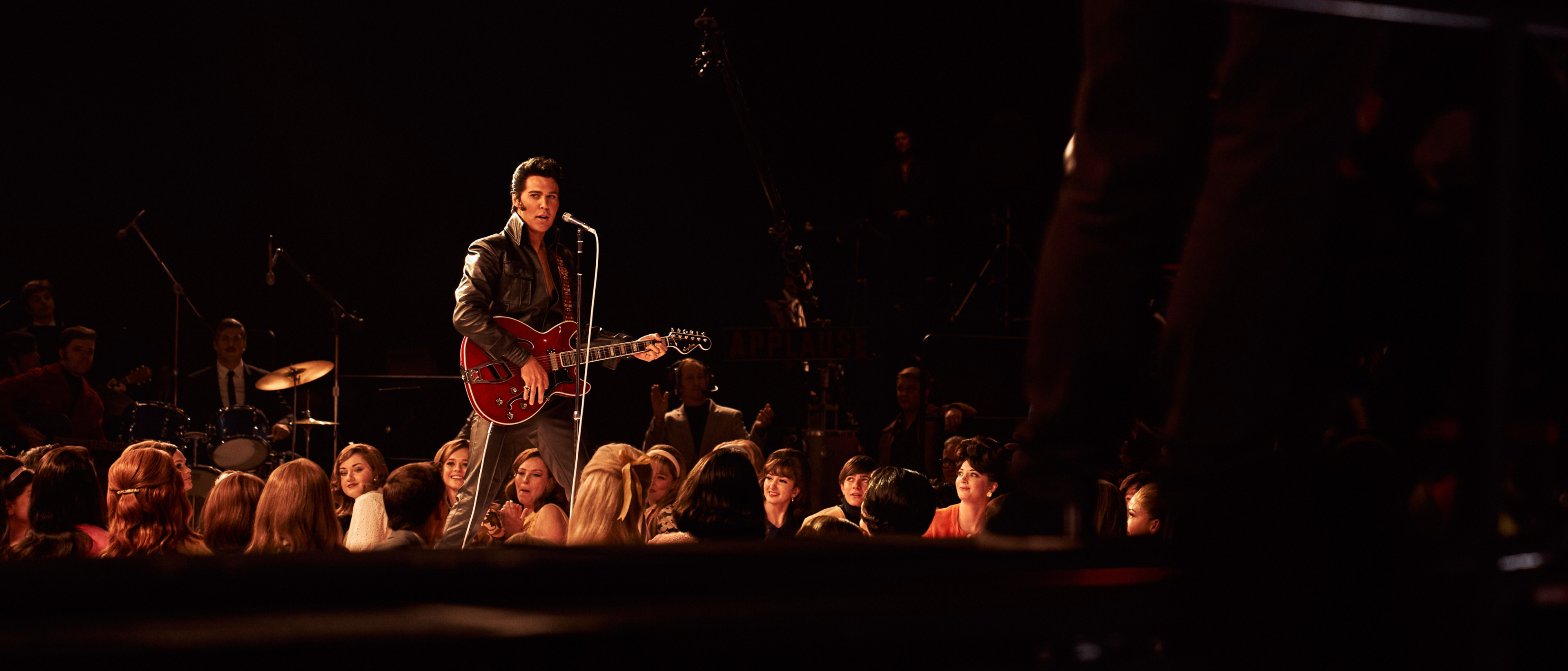 3840x1644 Austin Butler 4K Elvis Movie 3840x1644 Resolution Wallpaper ...