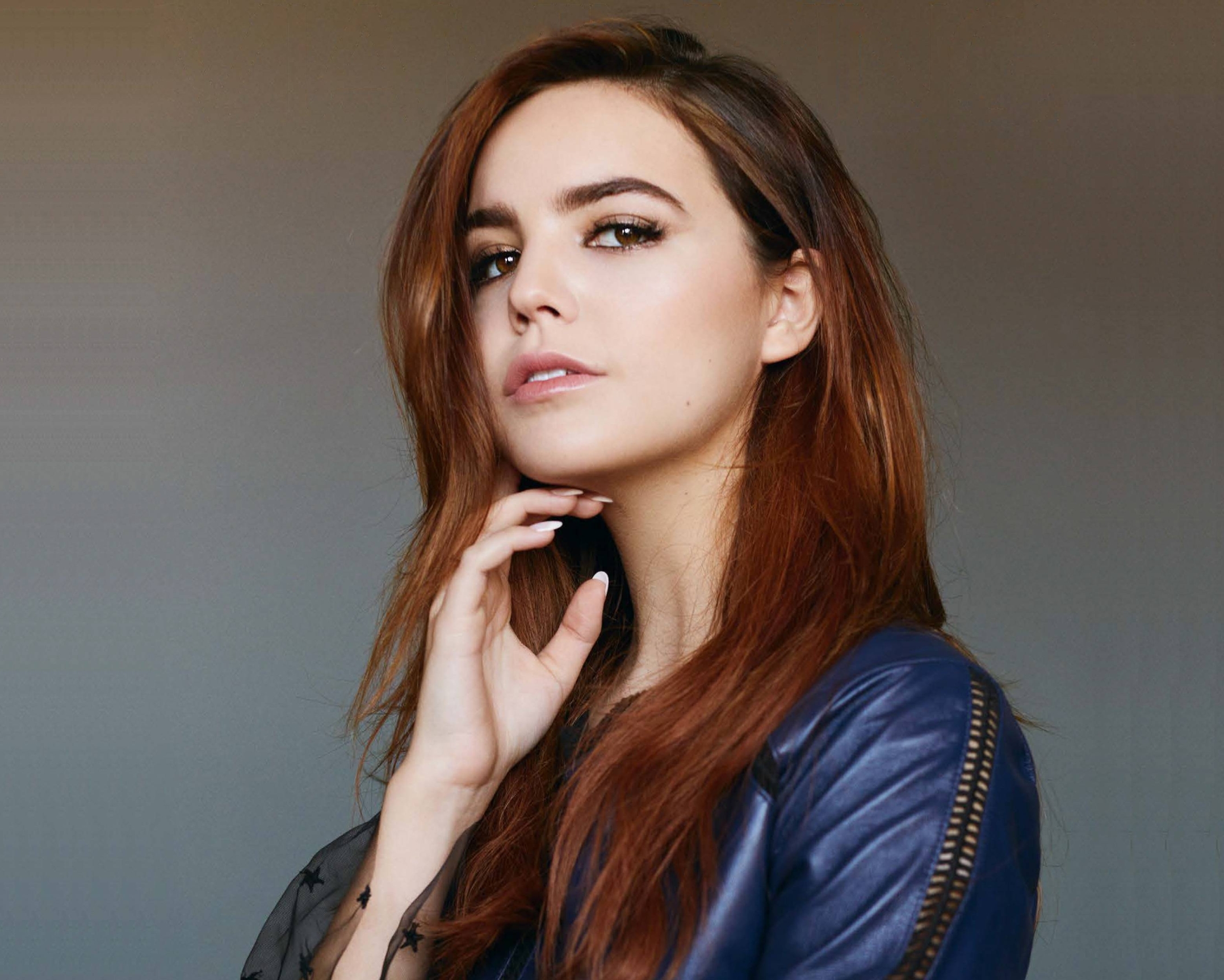 2156x1726 Resolution Bailee Madison Miami Living Magazine 2156x1726 ...