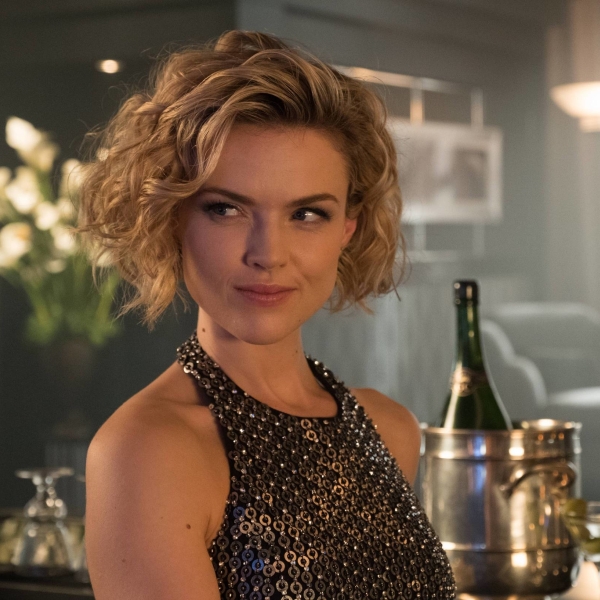 600x600 Resolution Barbara Kean-Gordon From Gotham Season 4 600x600 ...