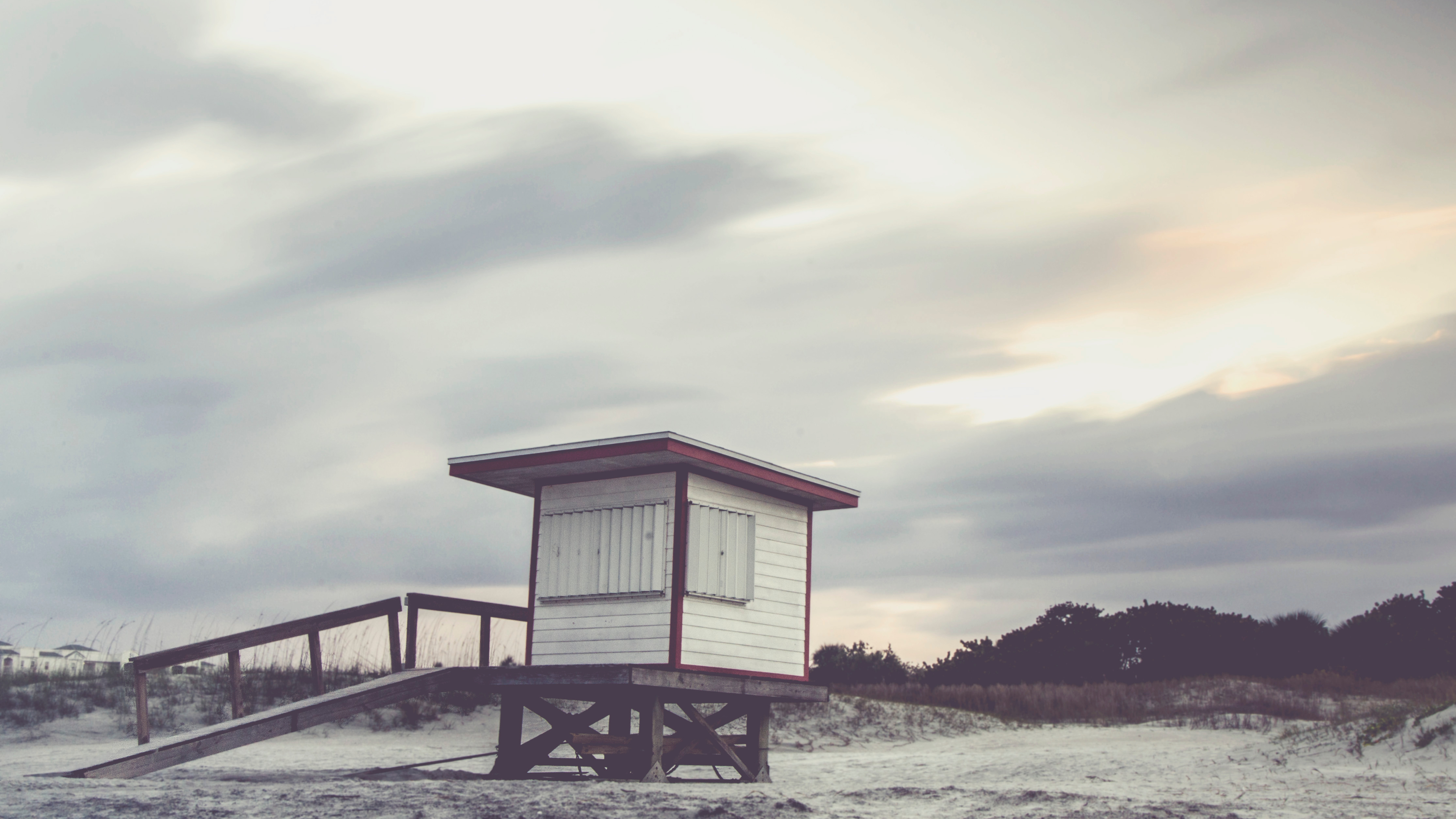 3840x2161 Resolution beach, building, sand 3840x2161 Resolution ...