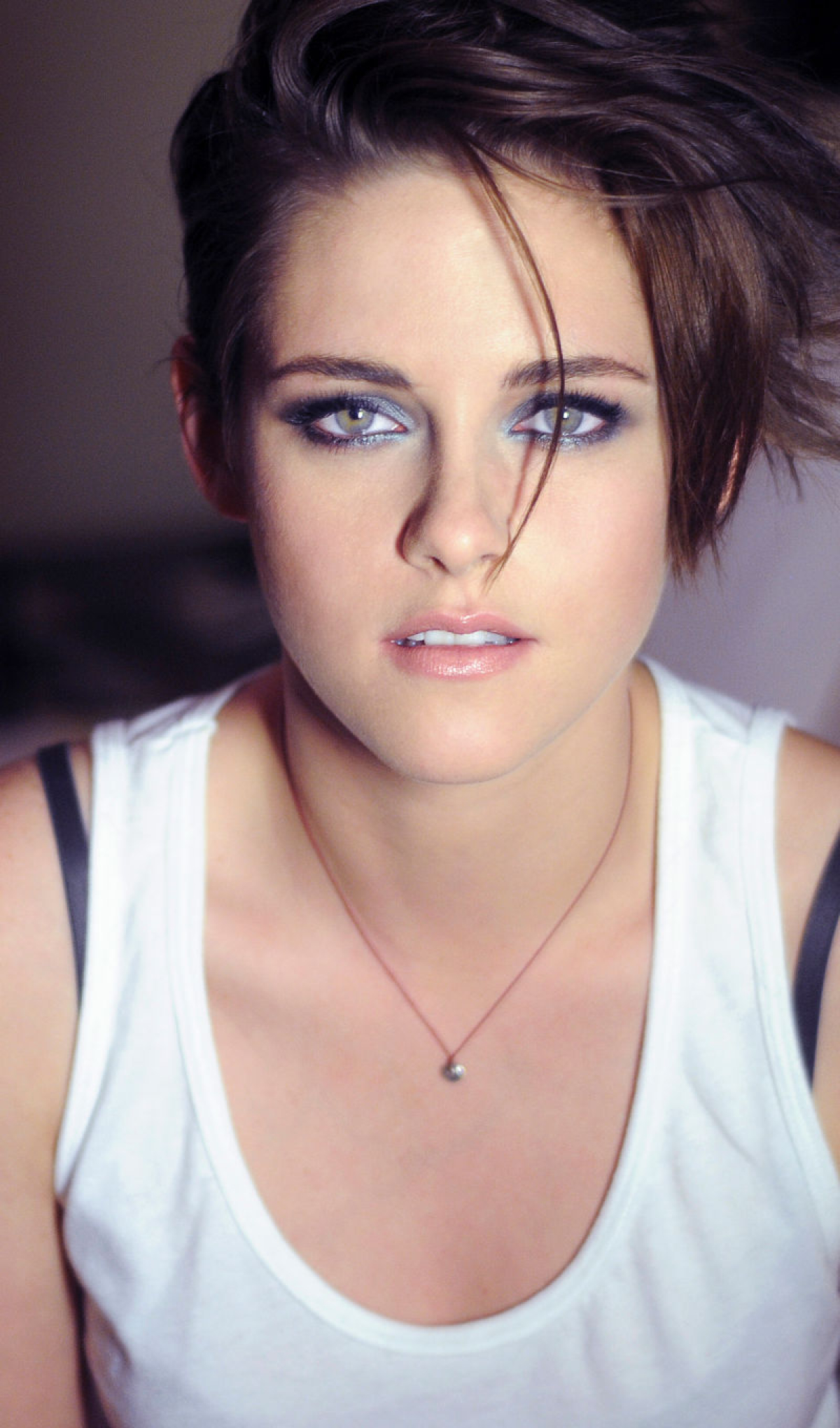 1200x2040 Resolution Beautiful Kristen Stewart 2017 1200x2040 ...