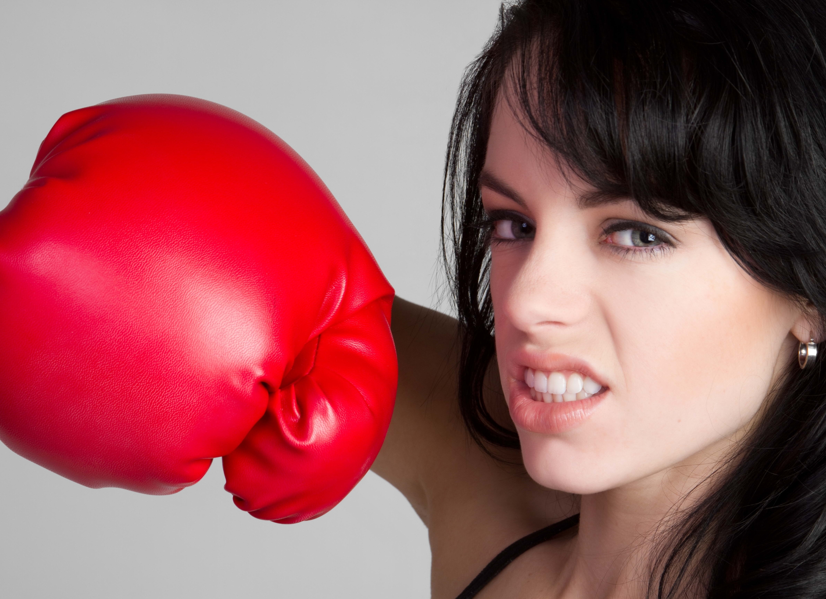 2840x2060 Resolution boxing, girl, gray background 2840x2060 Resolution ...