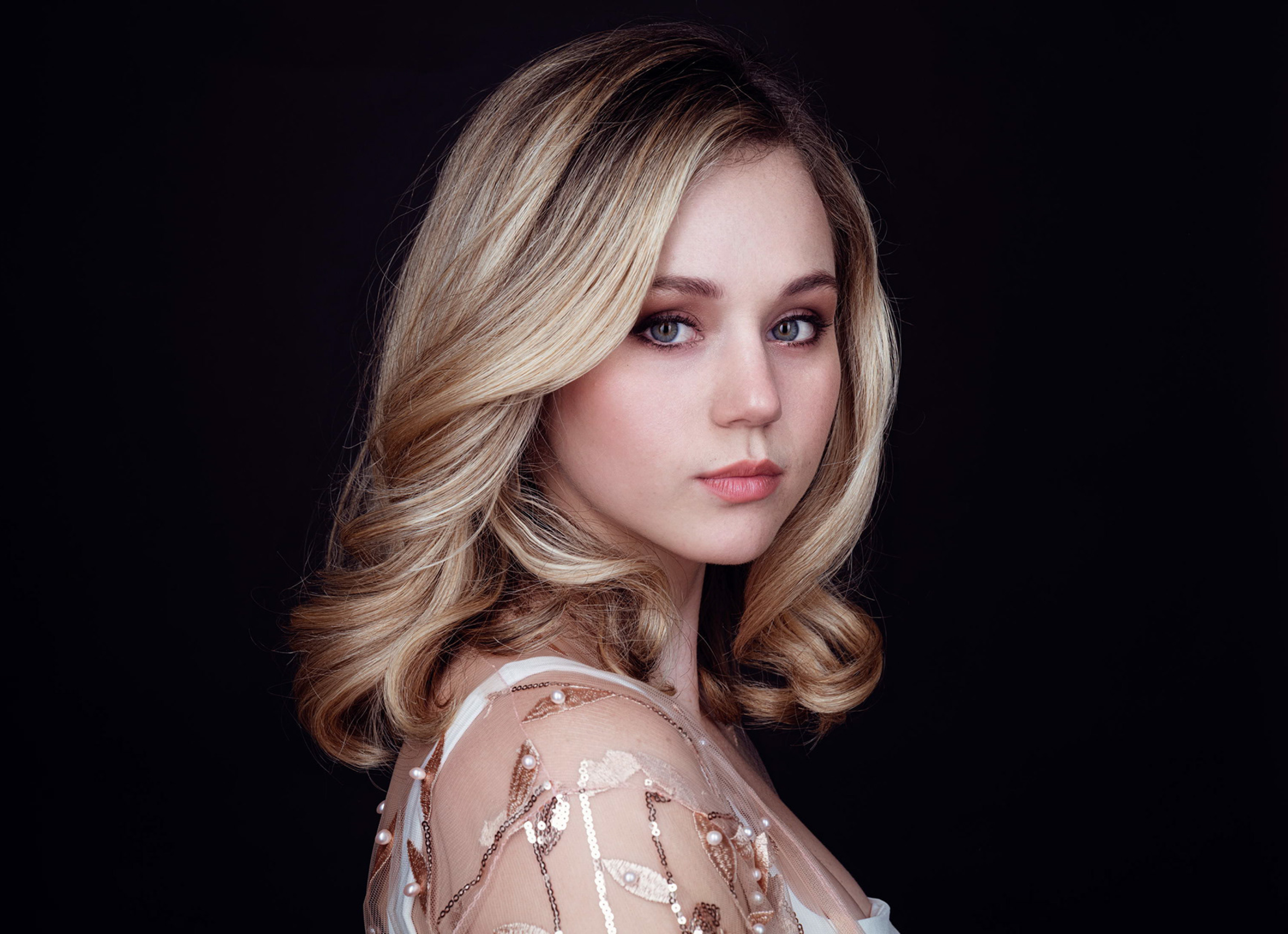 2840x2060 Brec Bassinger 2020 Face 2840x2060 Resolution Wallpaper, HD ...