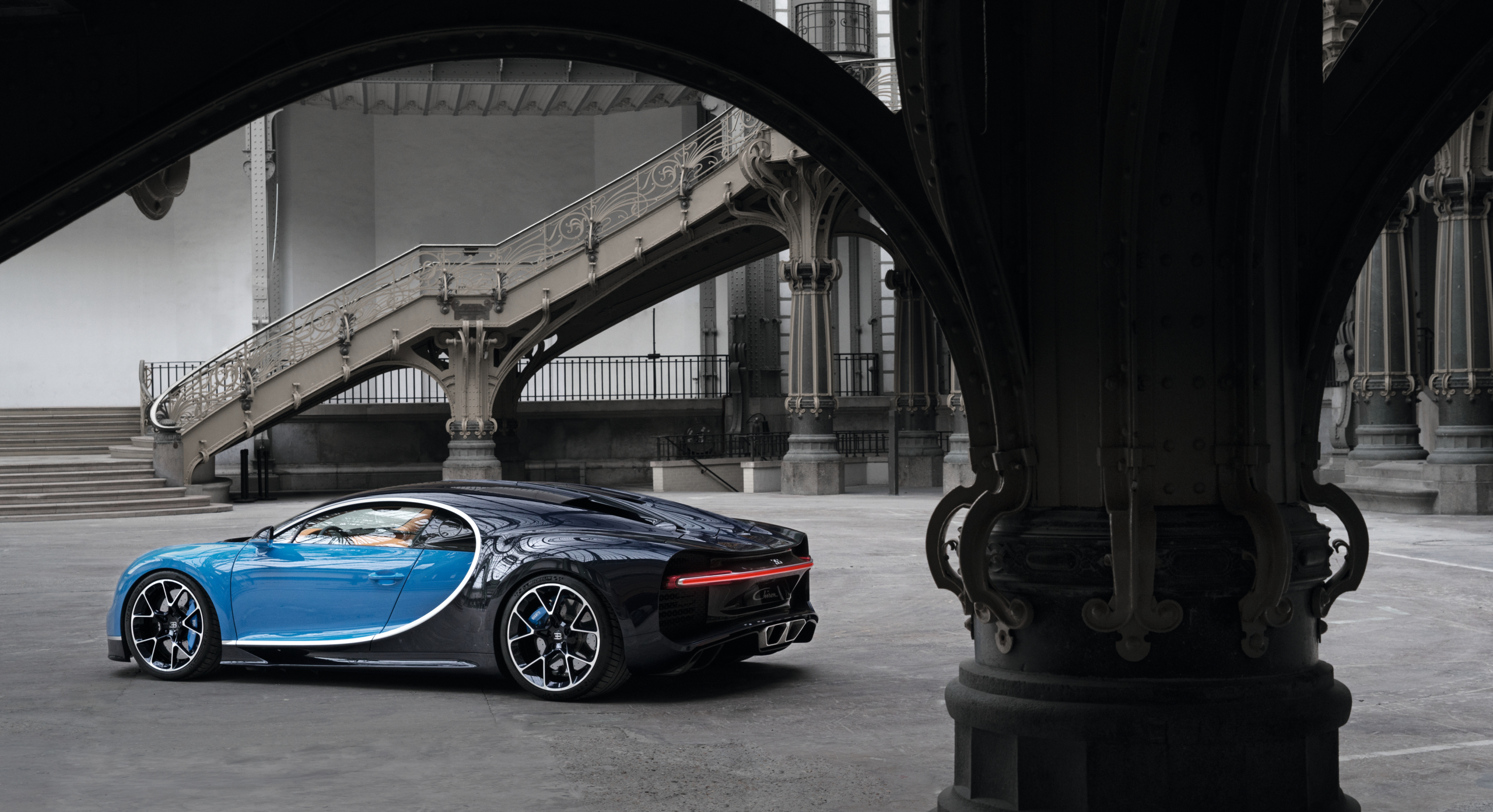 2560x1394 Resolution bugatti, chiron, side view 2560x1394 Resolution ...