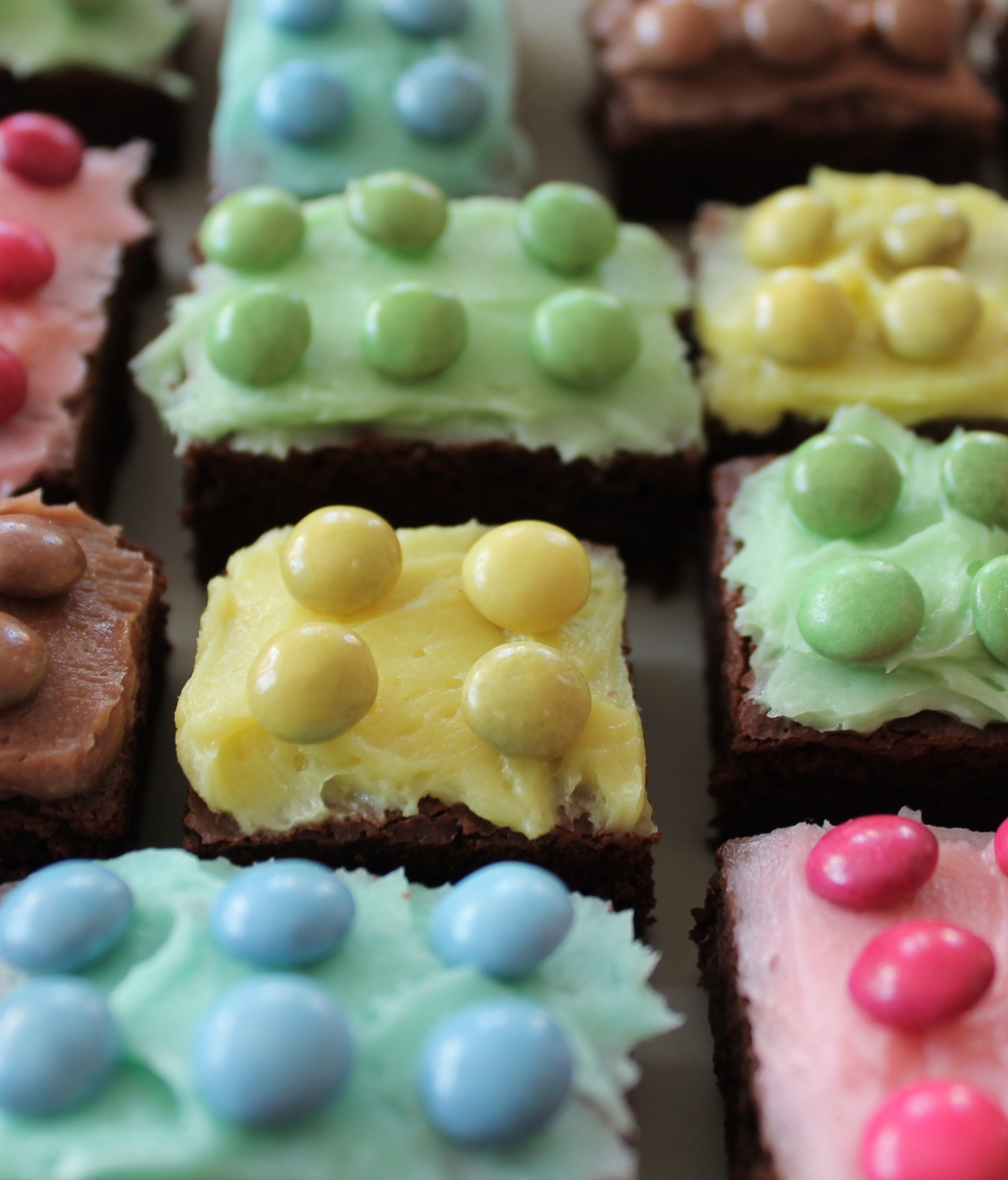 1366x1600 Resolution cake, lego, pastries 1366x1600 Resolution ...