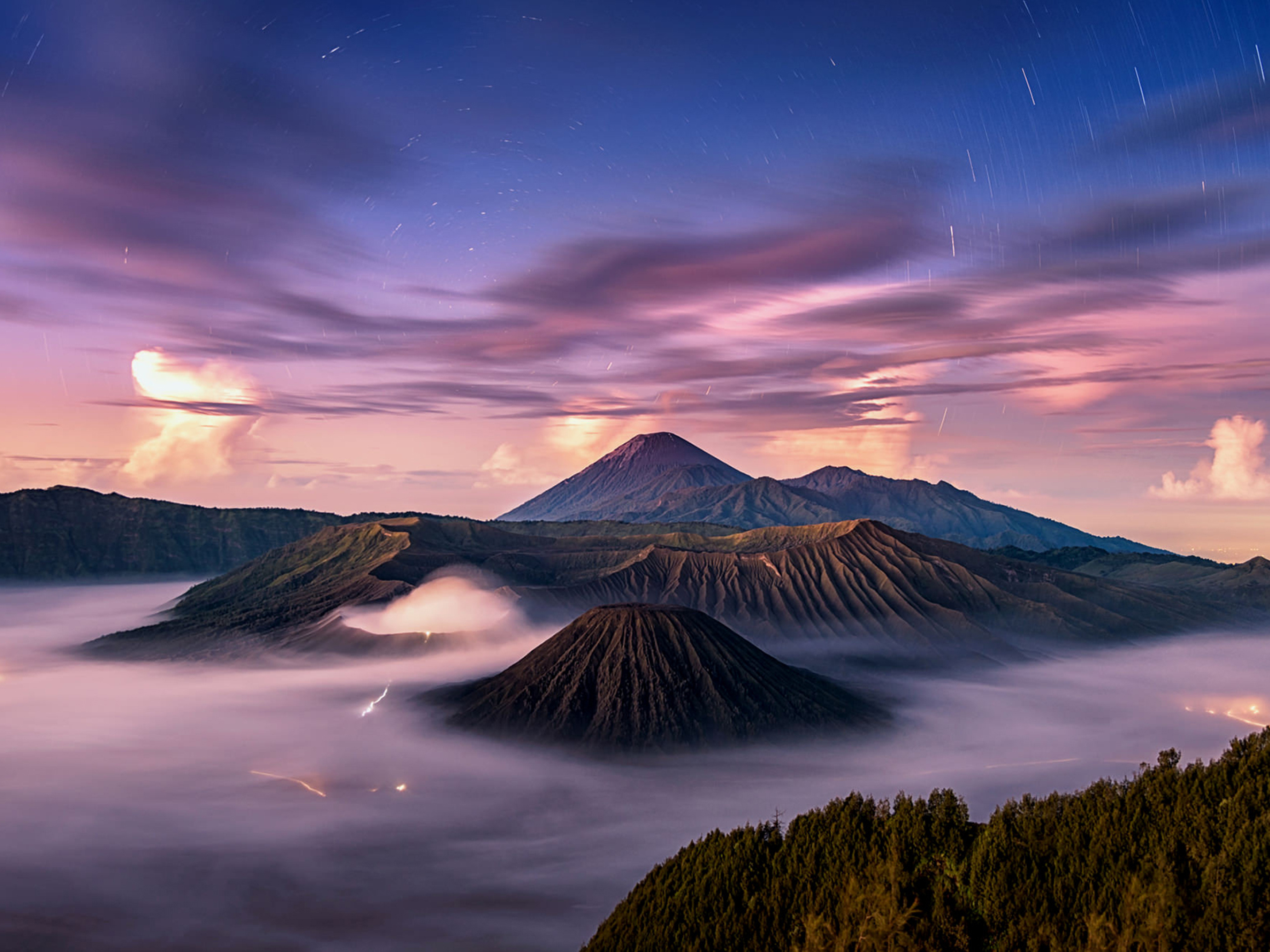 3200x2400 Resolution Calm Volcano Landscape in Fog 3200x2400 Resolution ...