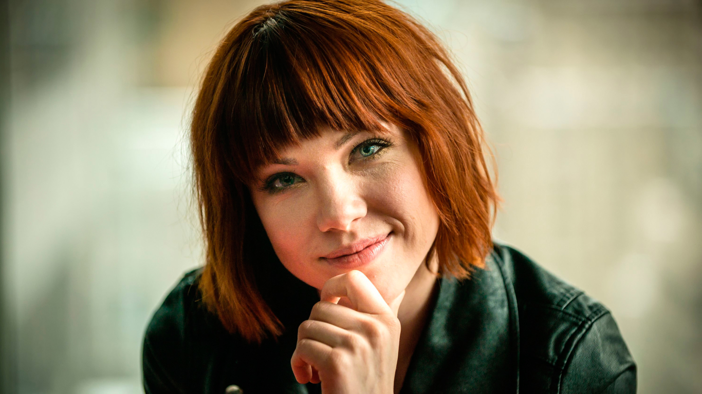 1366x768 Resolution carly rae jepsen, singer, smile 1366x768 Resolution ...