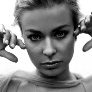 300x300 Resolution Carmen Electra Black and White Portrait wallpaper ...