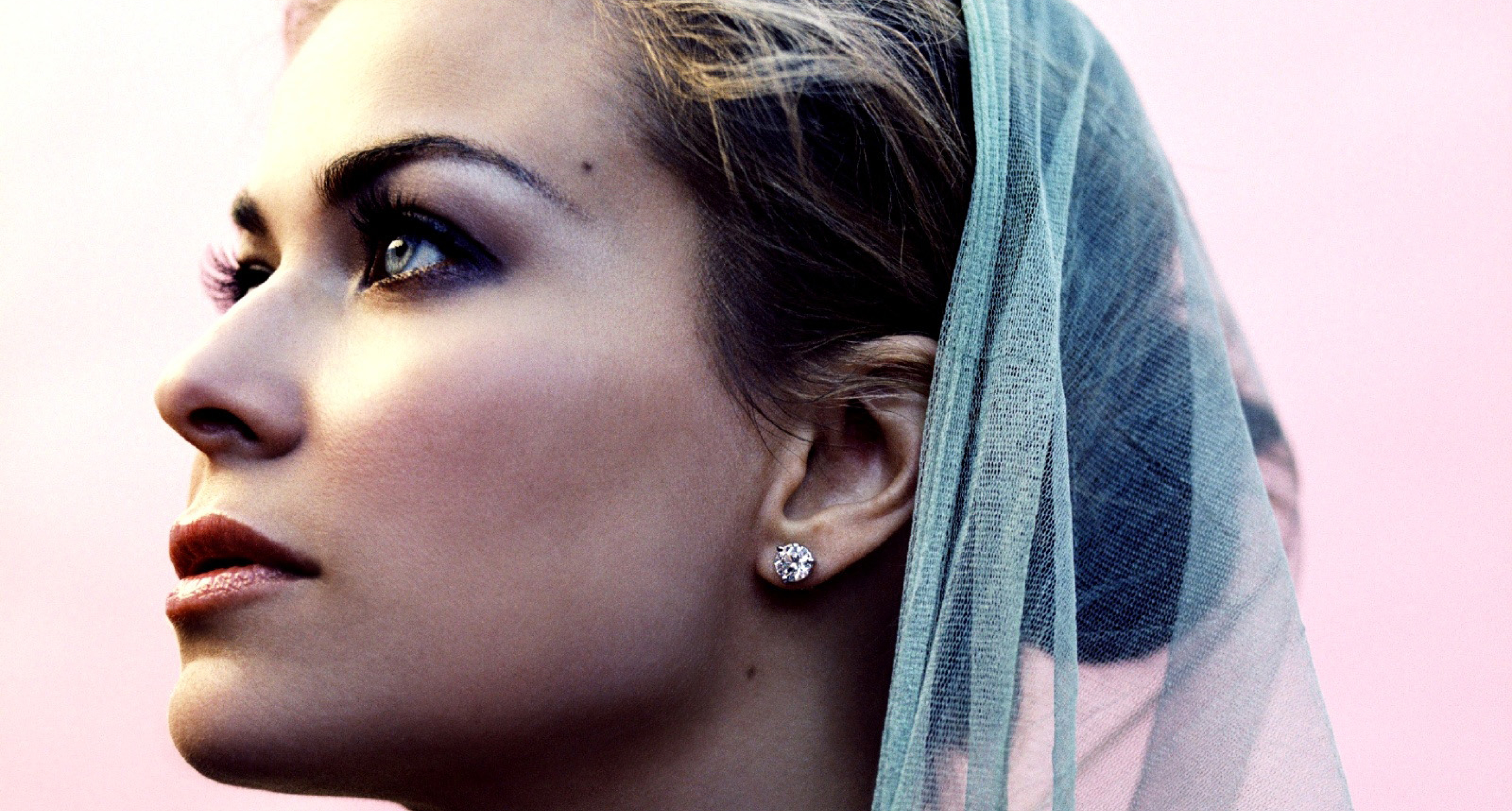 3840x2060 Resolution Carmen Electra Pretty Face wallpaper 3840x2060 ...