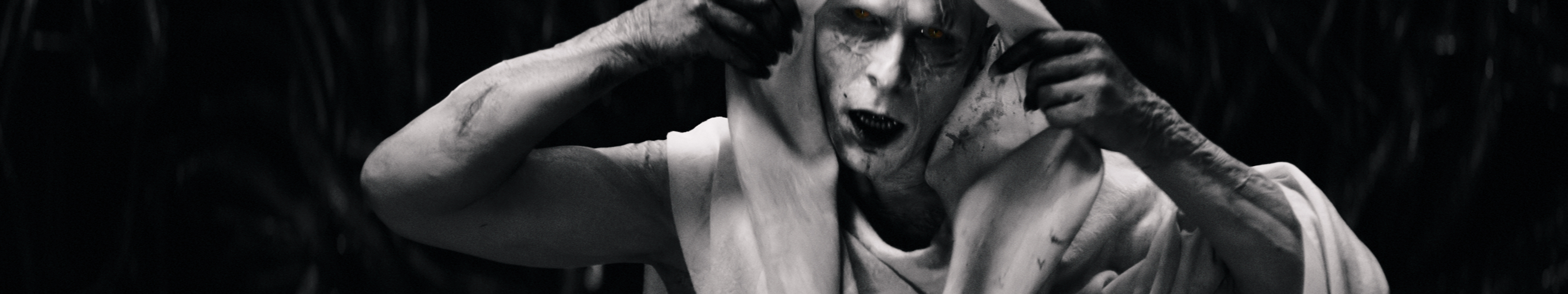 5760x1080 Resolution Christian Bale as Gorr The God Butcher in Love and ...
