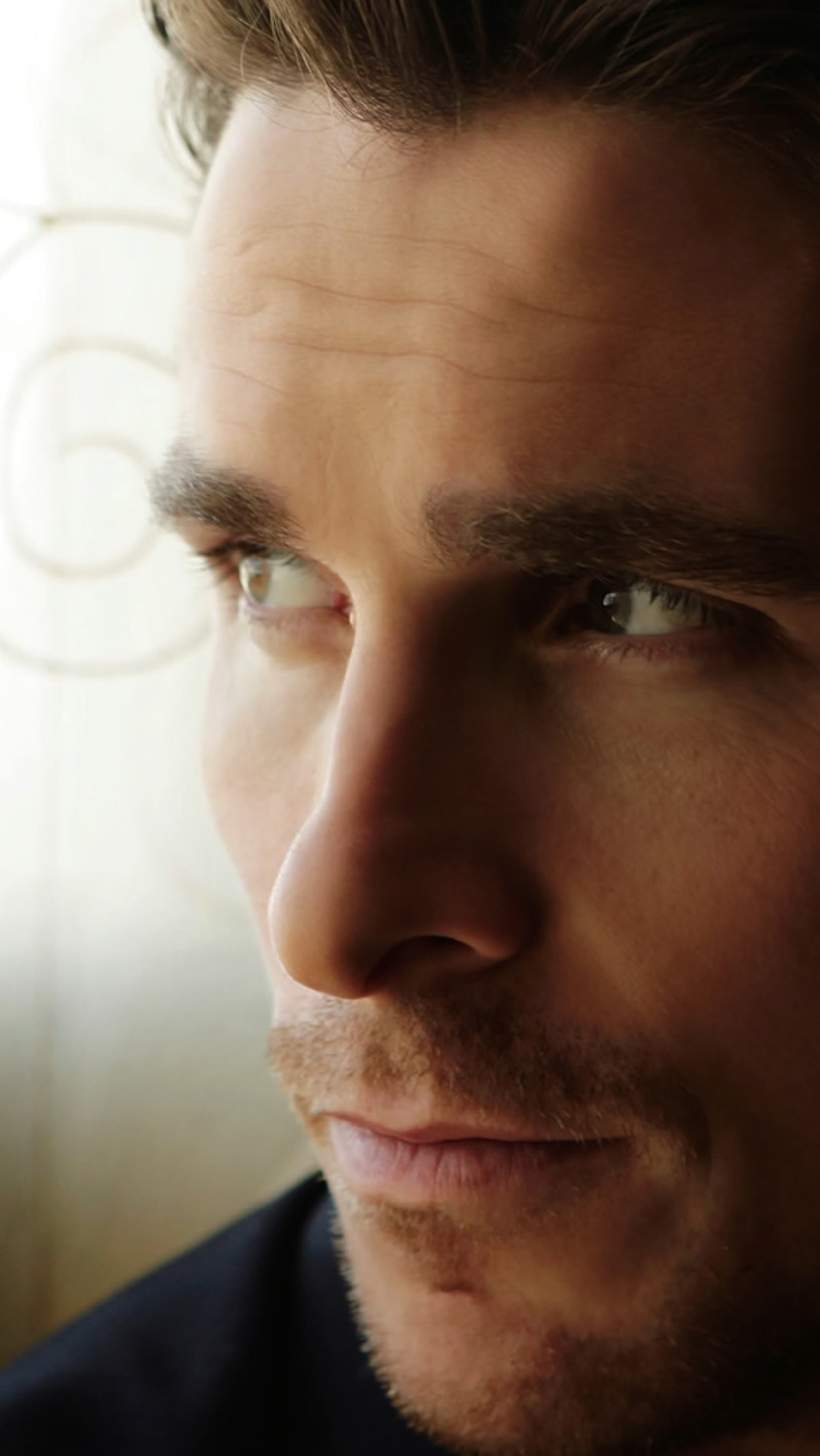 1081x1920 Resolution Christian Bale Close Up Pics 1081x1920 Resolution ...