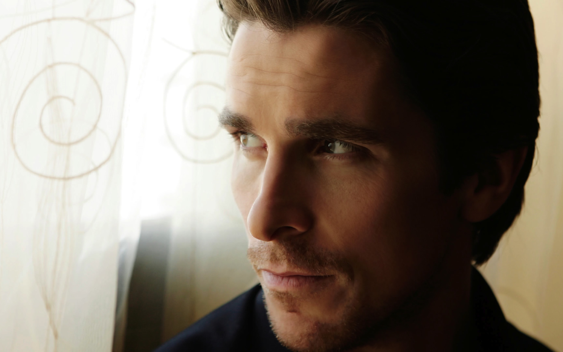 1920x1202 Resolution Christian Bale Close Up Pics 1920x1202 Resolution ...