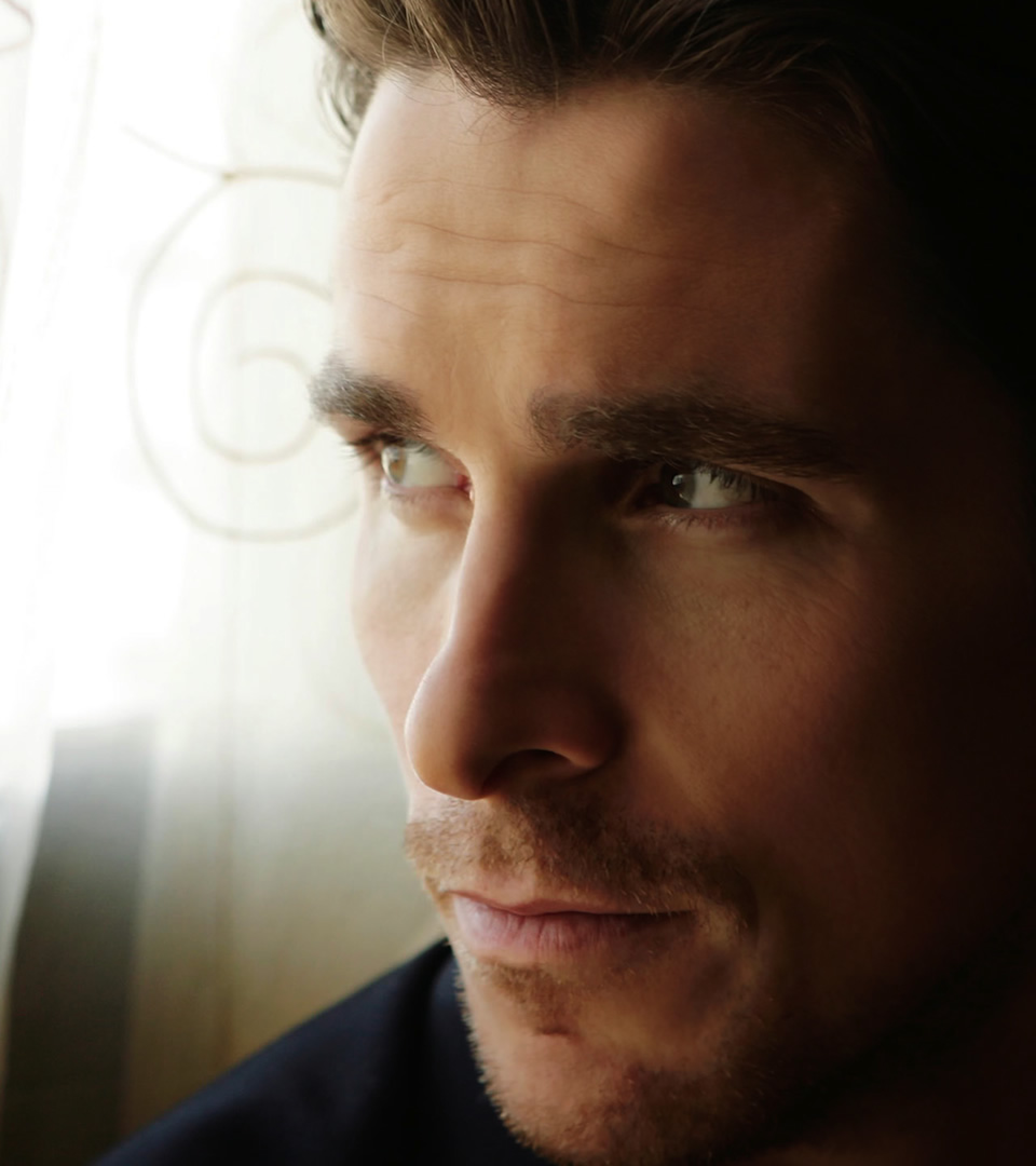 3840x4320 Resolution Christian Bale Close Up Pics 3840x4320 Resolution ...