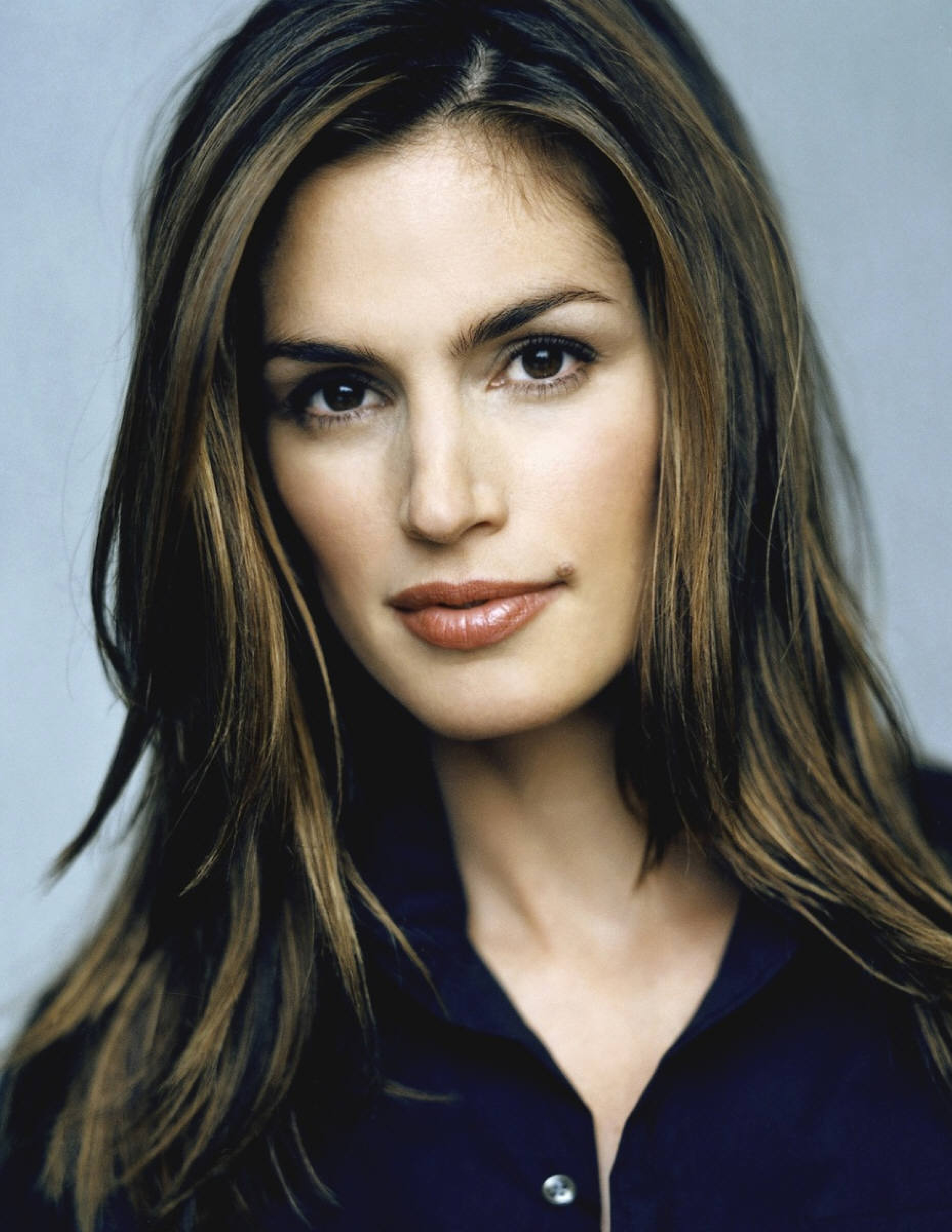 3400x4400 Resolution Cindy Crawford Hd Wallpapers 3400x4400 Resolution ...