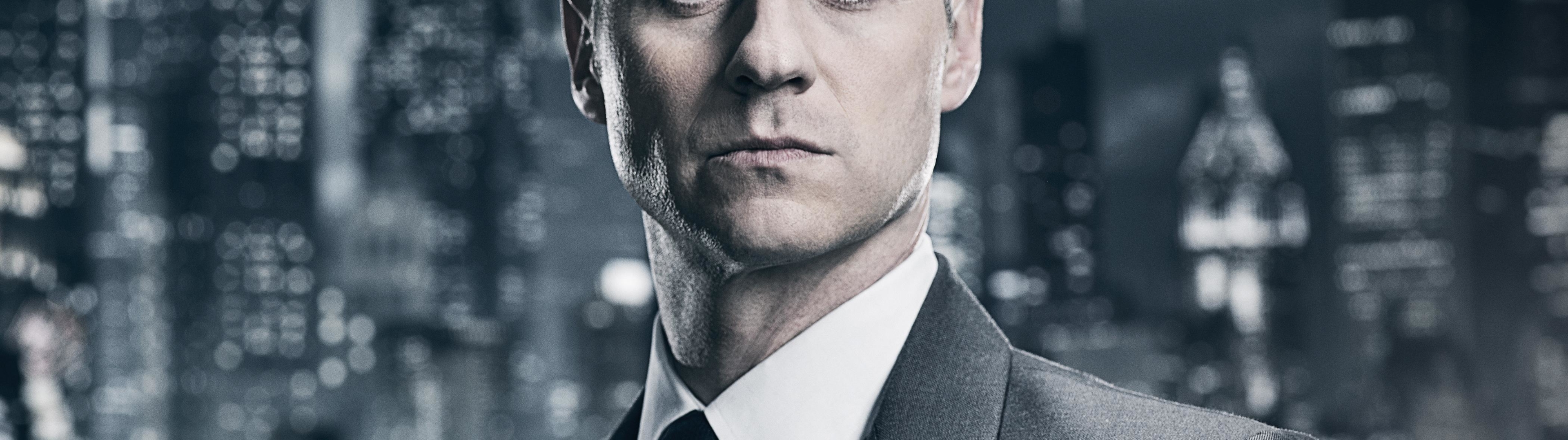 3840x1080 Resolution Commissioner Gordon Gotham Season 4 3840x1080 ...