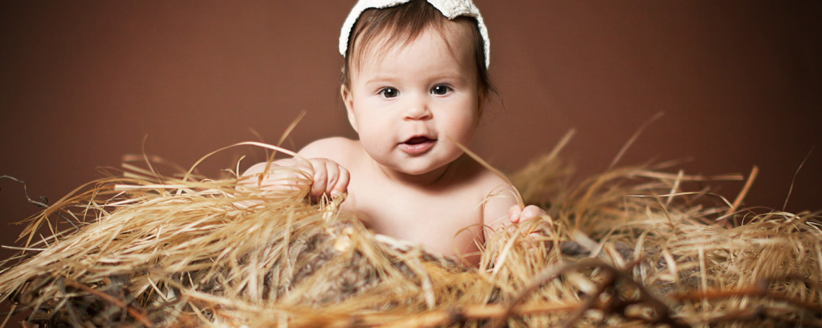 1200x480 Resolution Cute Baby Child Is Sitting On Haystack 1200x480 ...
