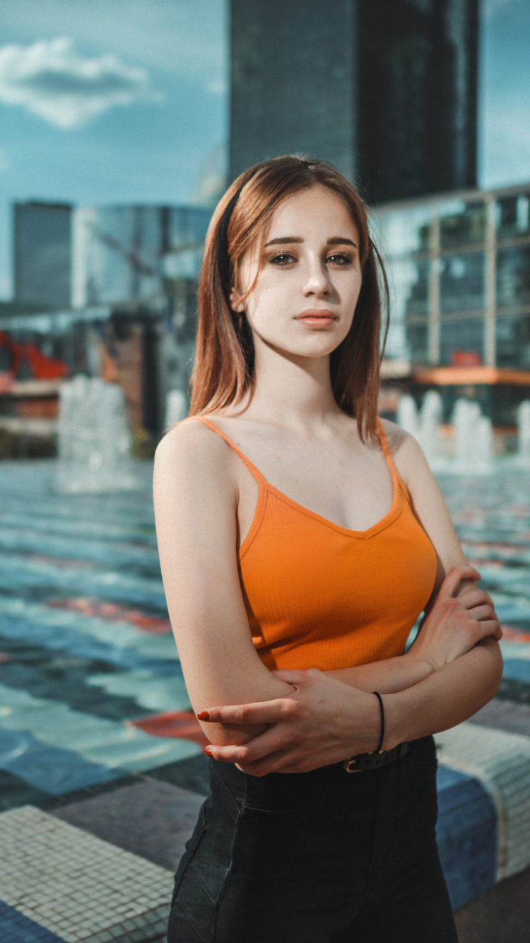 750x1334 Resolution Cute Model in Orange iPhone 6, iPhone 6S, iPhone 7 ...