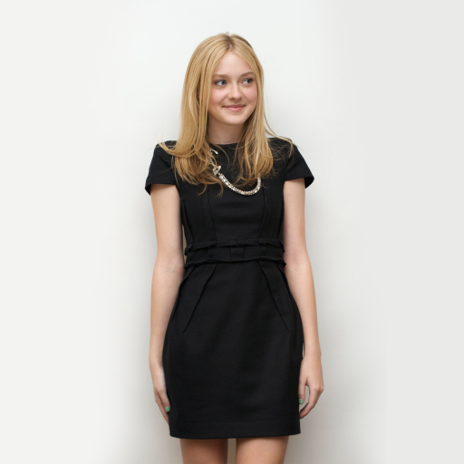 512x512 Resolution Dakota Fanning Dress Pics 512x512 Resolution ...