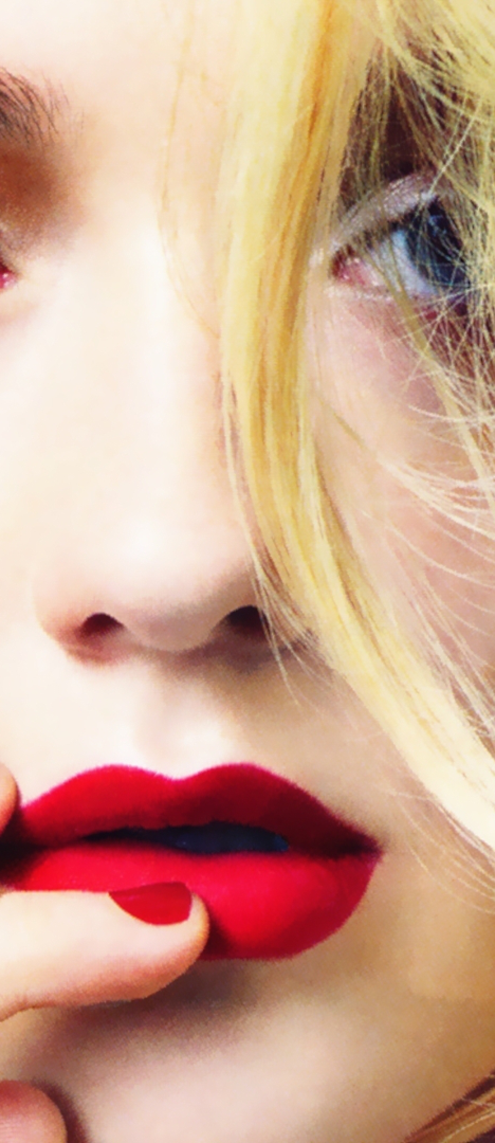1664x3840 Resolution Dakota Fanning Hd Face Pics 1664x3840 Resolution ...