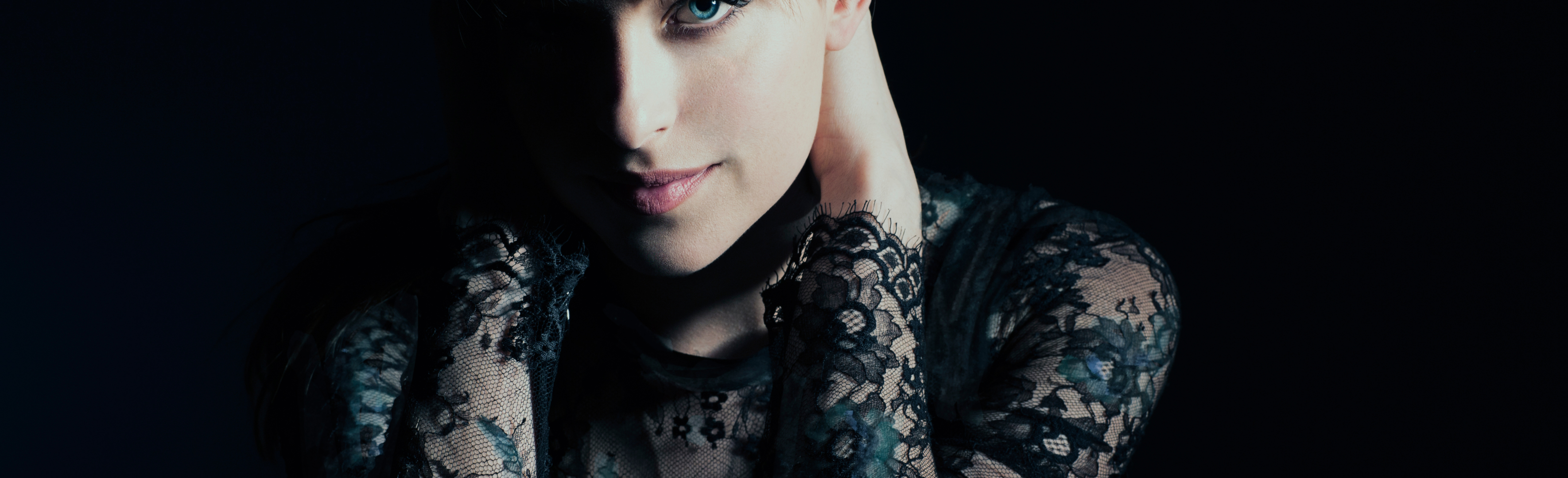 3540x1080 Resolution Dakota Johnson Portrait Green Eyes 3540x1080 ...