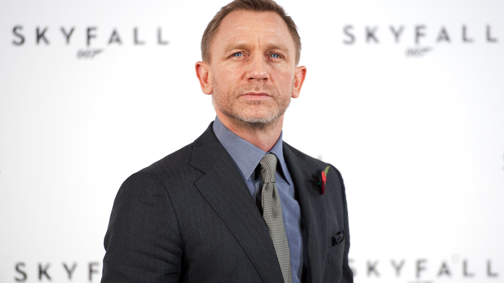 2026x1139 Resolution Daniel Craig Hd Images 2026x1139 Resolution ...