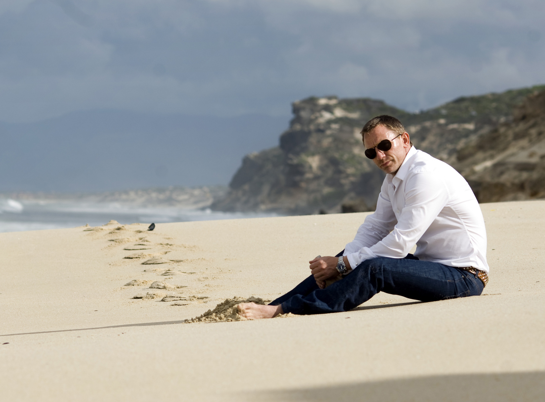 1900x1400 Resolution daniel craig hd wallpapers 1900x1400 Resolution ...