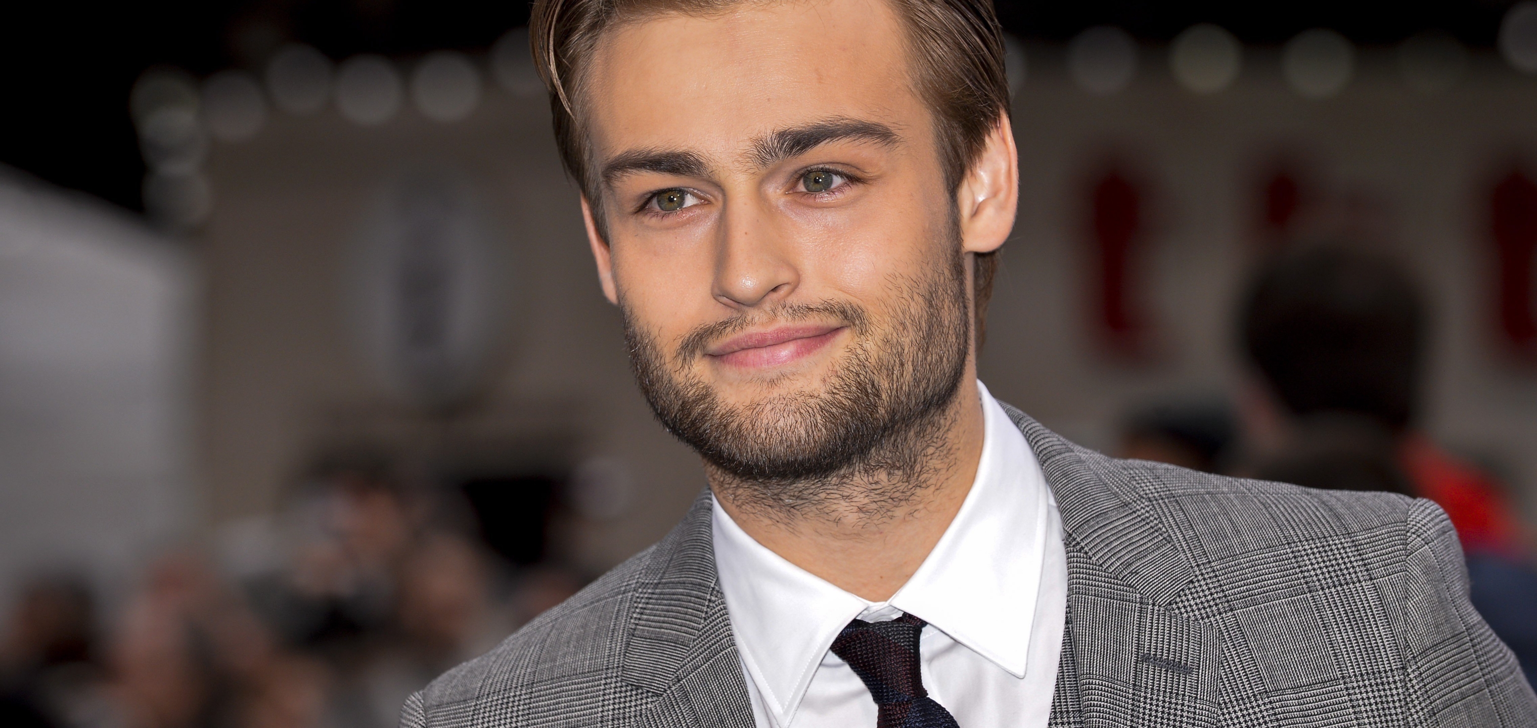3040x1440 Resolution douglas booth, actor, smile 3040x1440 Resolution ...