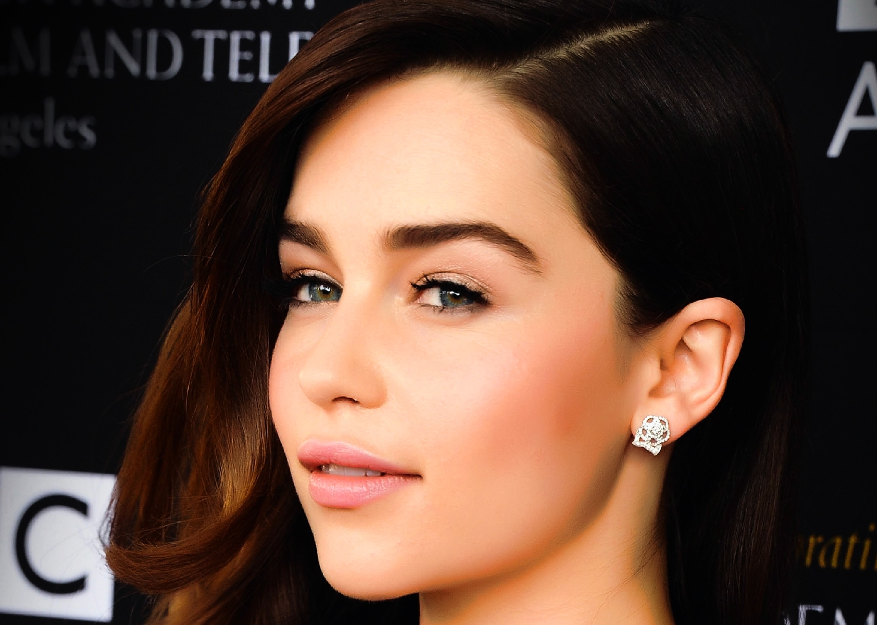 2920x2080 Resolution Emilia Clarke Movie Pic 2920x2080 Resolution ...
