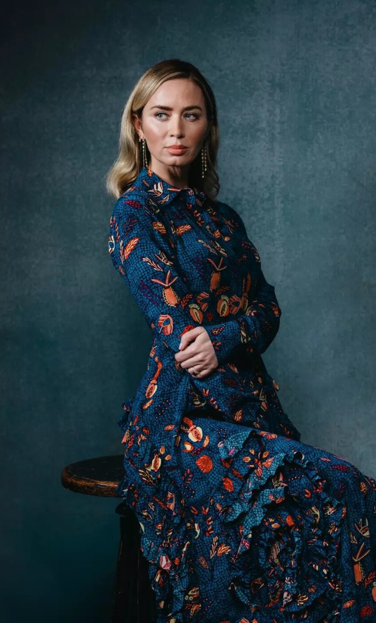 1280x2120 Resolution Emily Blunt HD 2023 Actress iPhone 6 plus ...