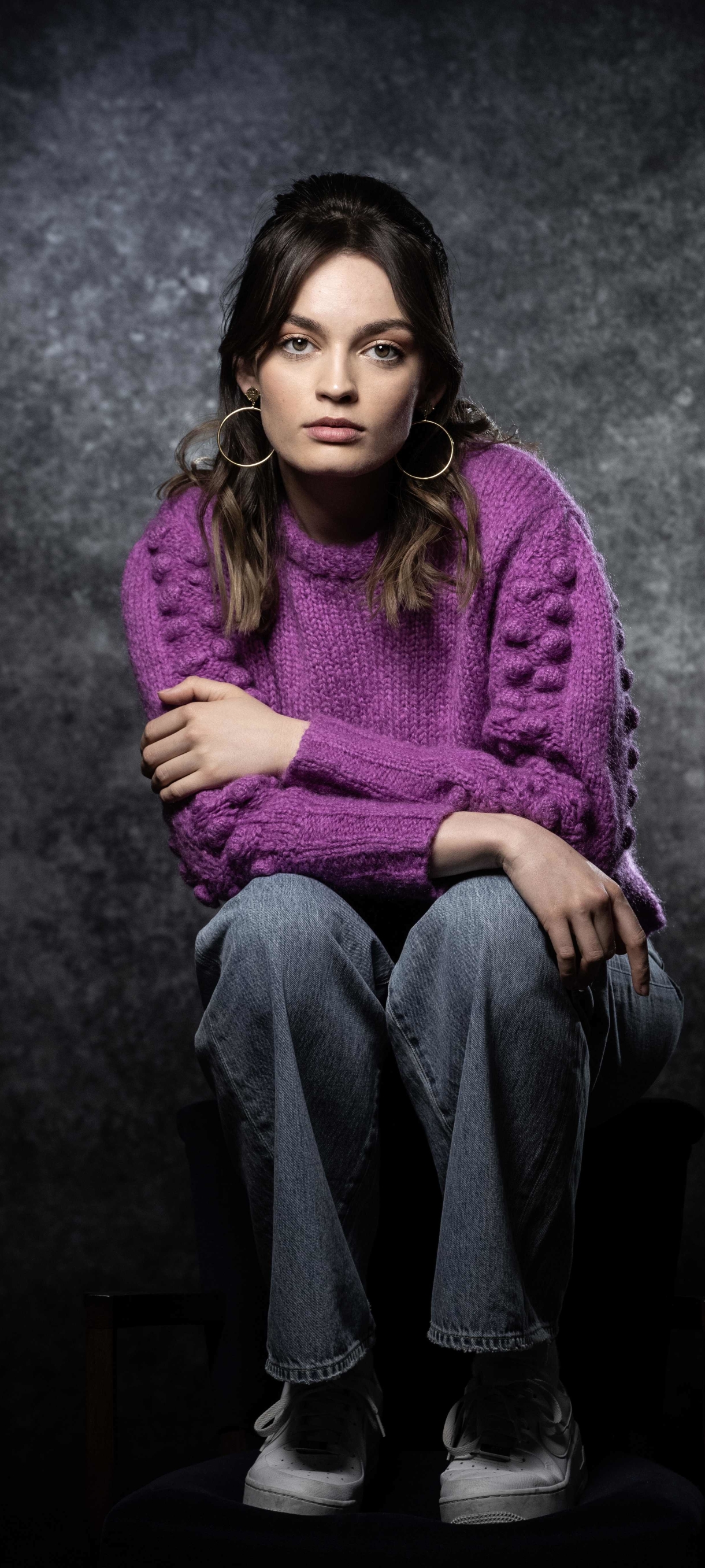1220x2712 Resolution Emma Mackey 4K 1220x2712 Resolution Wallpaper ...