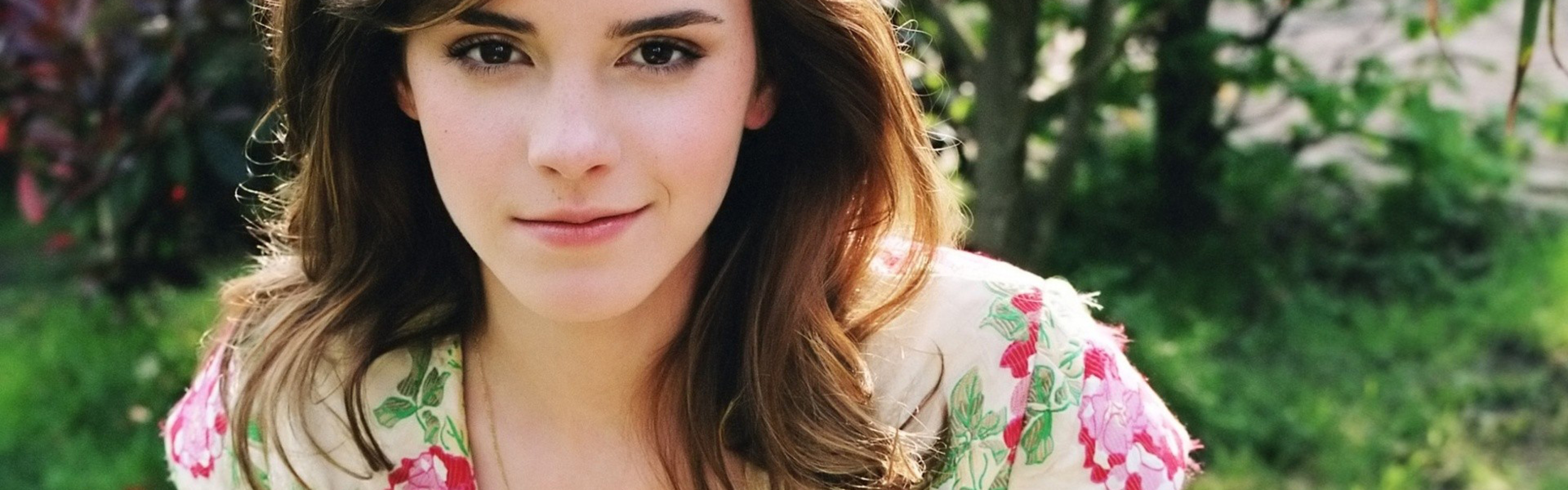5120x1600 Resolution Emma Watson Flower Top 5120x1600 Resolution ...