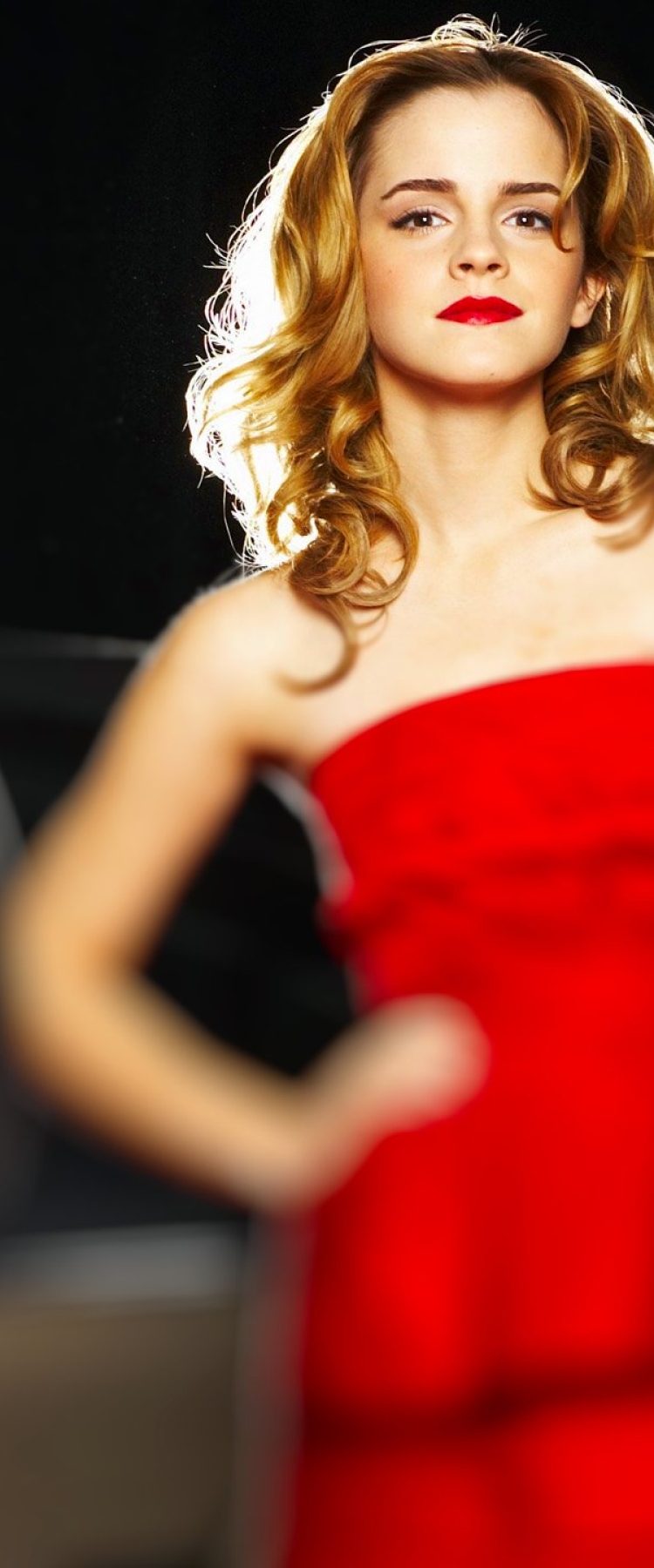 750x1800 Resolution Emma Watson Red Images 750x1800 Resolution ...