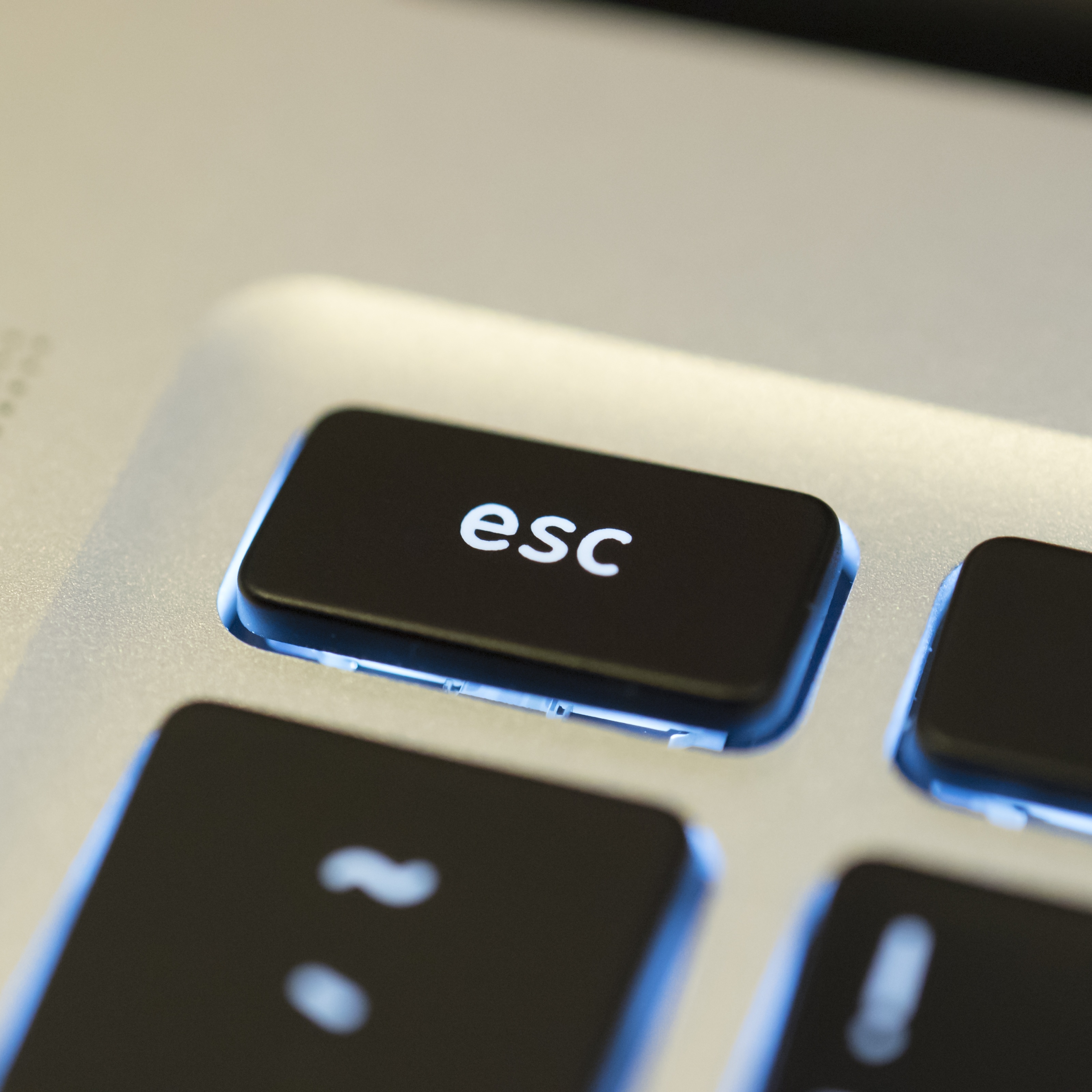 3840x3840 Resolution esc, keyboard, backlight 3840x3840 Resolution ...