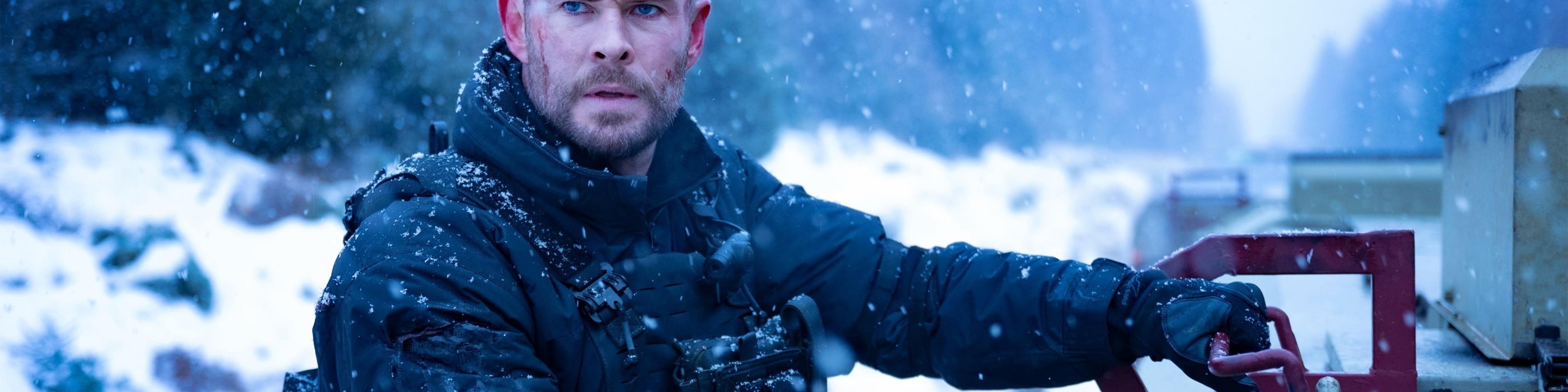 4080x1020 Resolution Extraction 2 Movie Chris Hemsworth 4080x1020 ...
