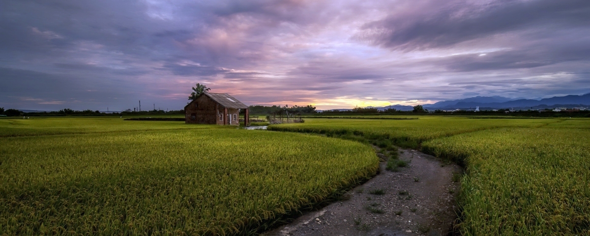 1200x480 Resolution Farmhouse Field 1200x480 Resolution Wallpaper ...