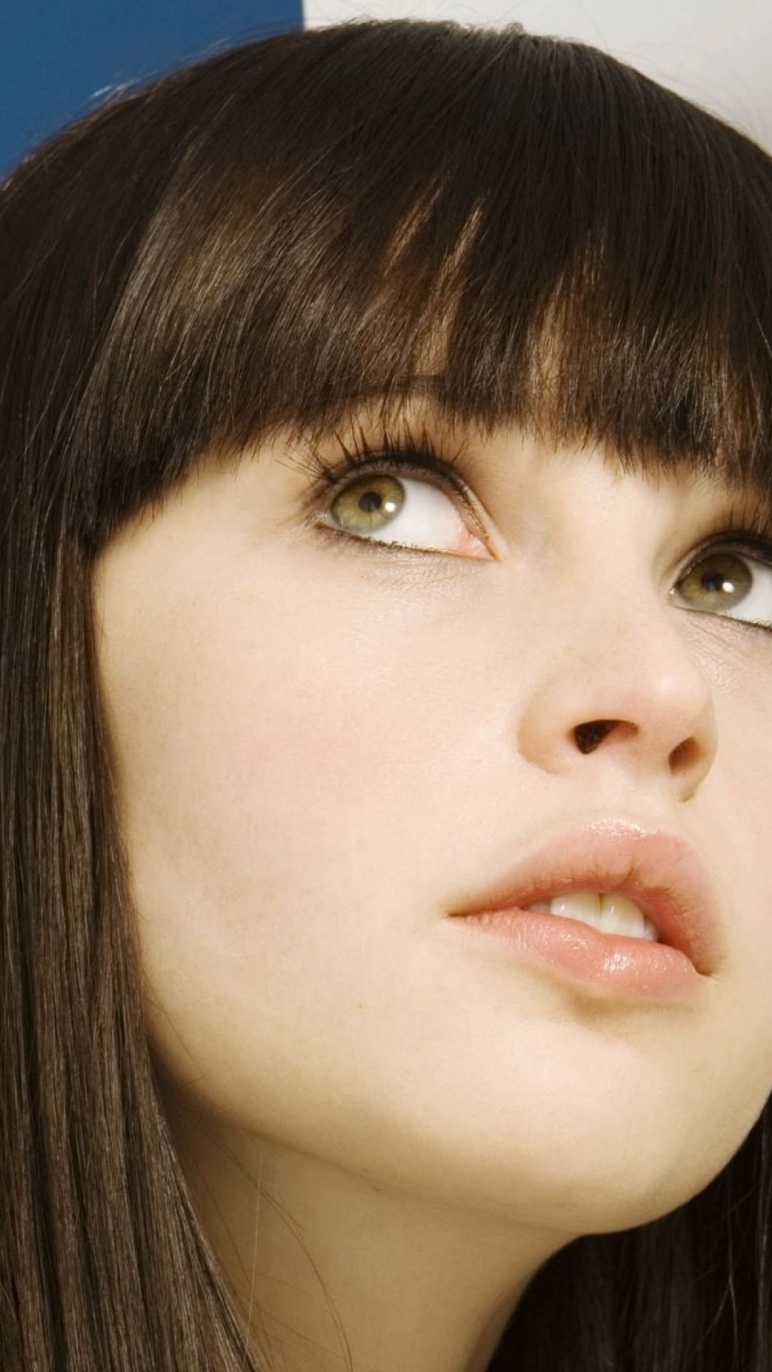 1081x1920 Resolution felicity jones, brunette, eyes 1081x1920 ...